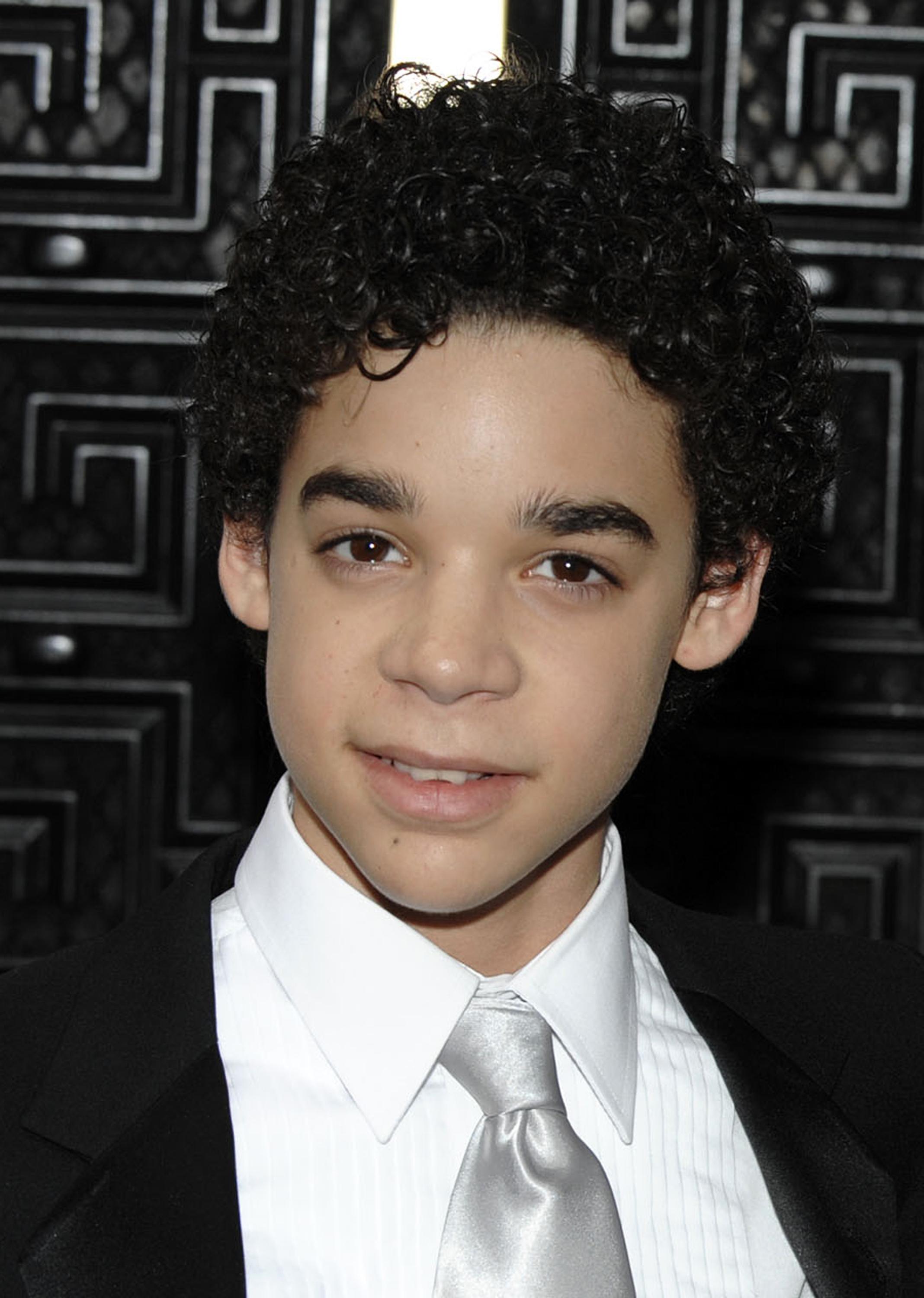 Entrevista AP: David Alvarez, 15 años, un Tony y mucho sacrificio | AP News