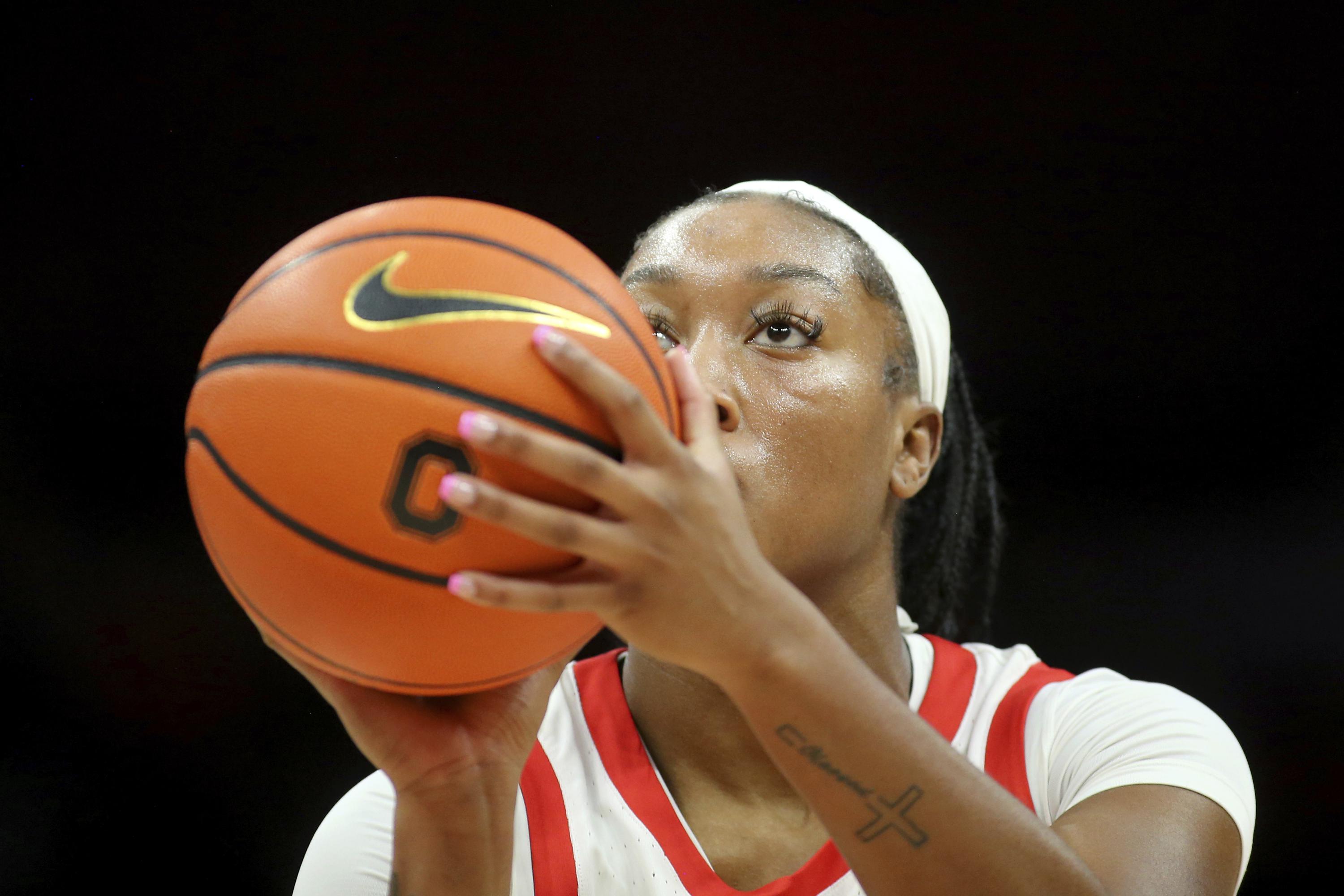 Cotie McMahon scores 20, No. 3 Ohio State tops New Hampshire | AP News