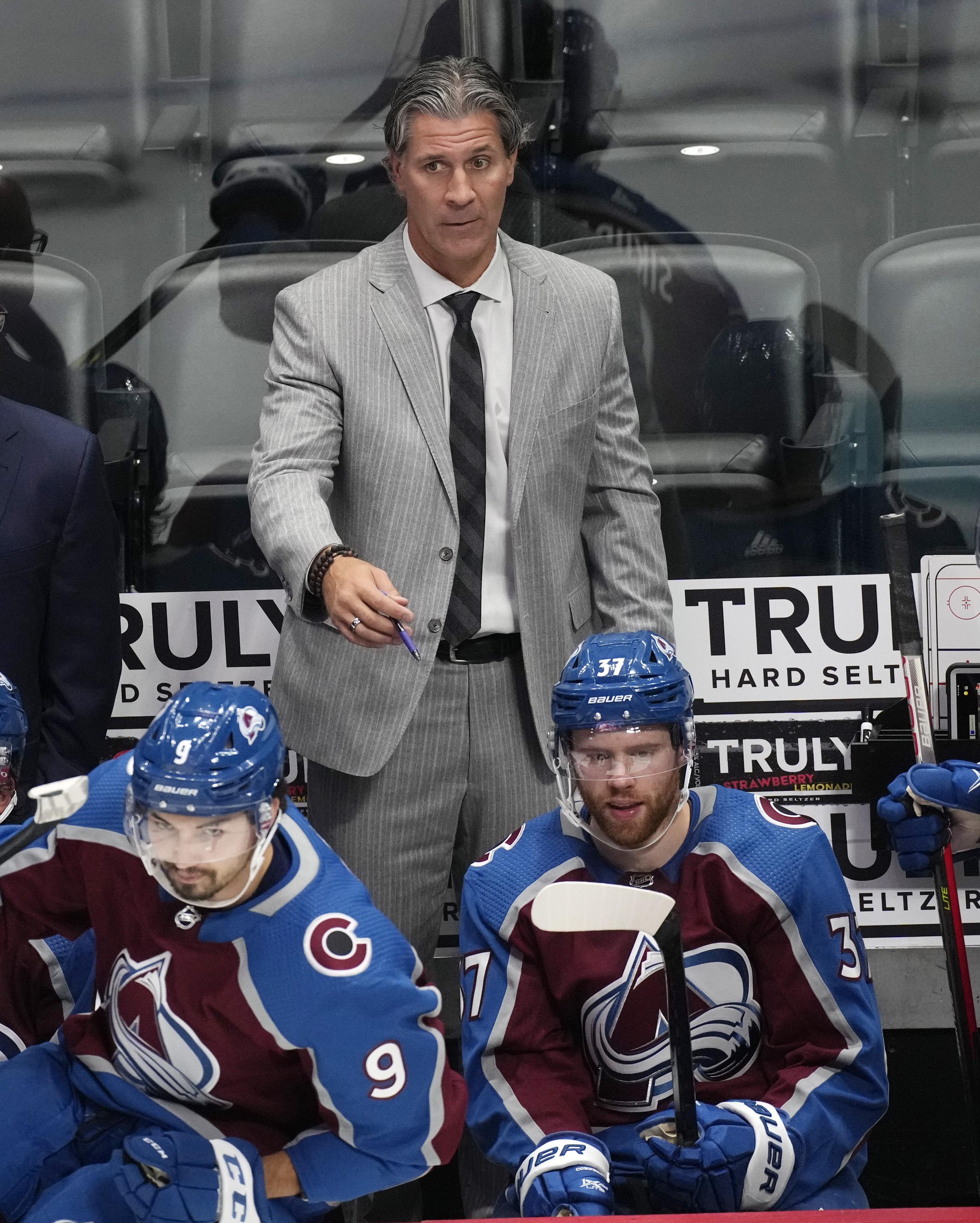 Avs head coach Bednar sidelined after positive COVID-19 test | AP News