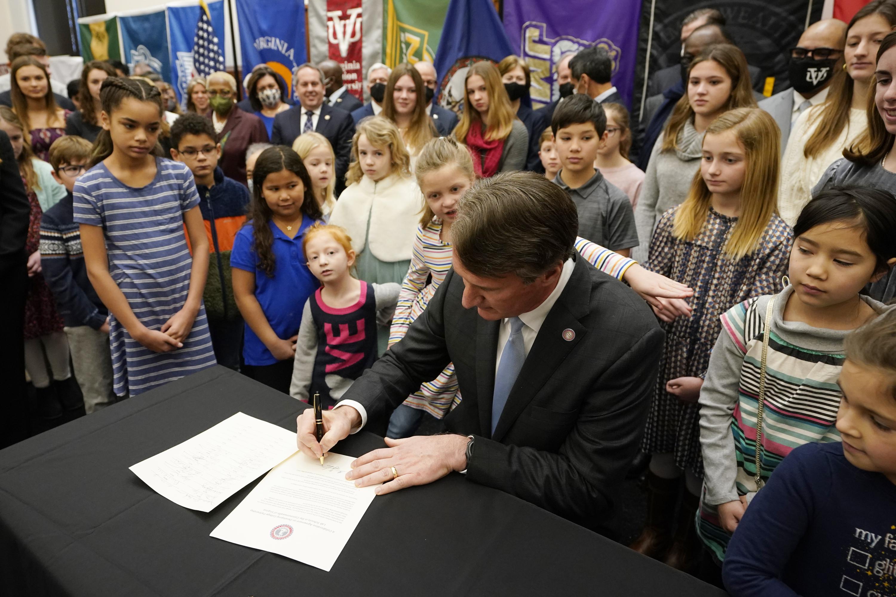 Virginia Supreme Court dismisses mask mandate petition | AP News