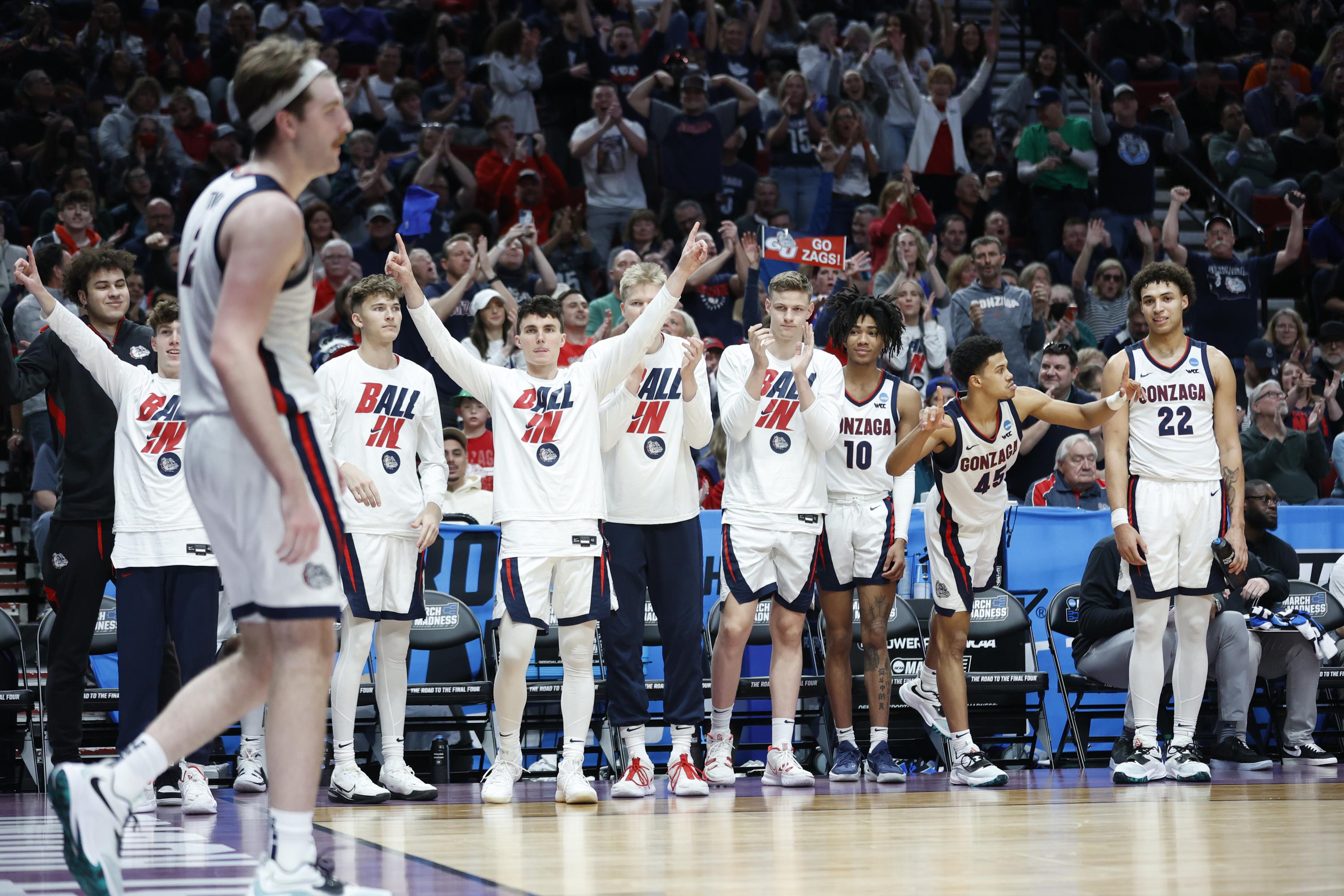 No. 1 Gonzaga comes alive late to race past Georgia St 93-72 | AP News