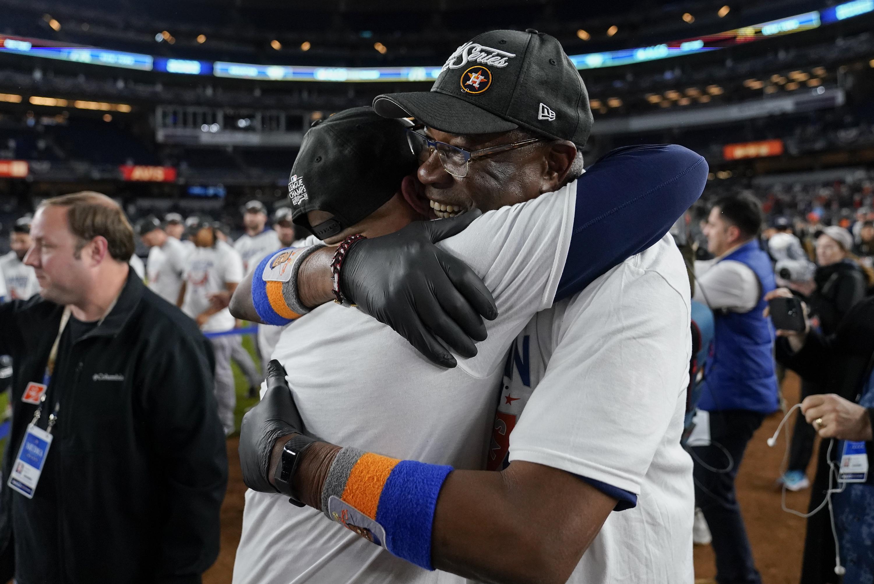 Baker's storytelling a hit with Astros as Series begins | AP News