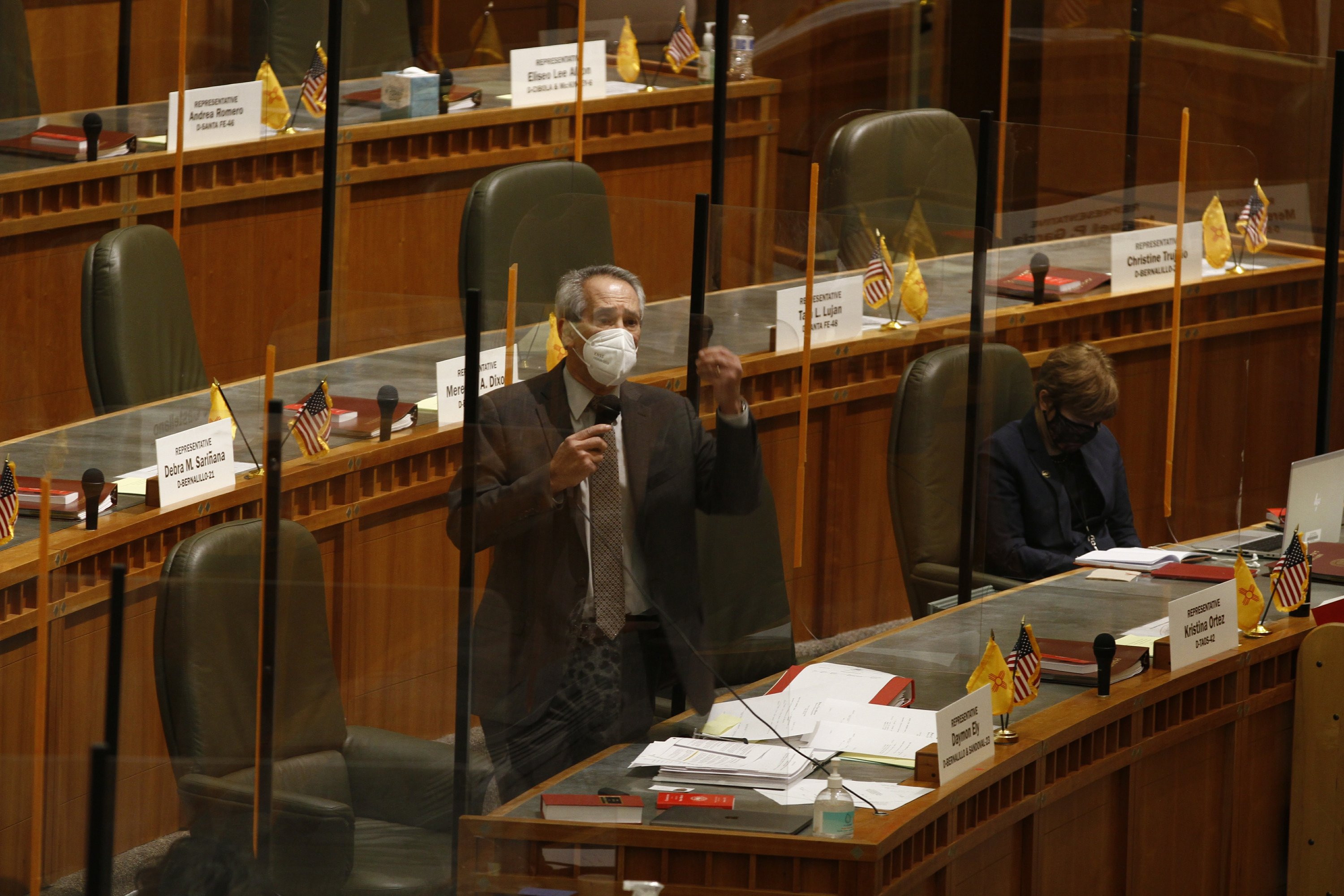 State relief plans take shape at New Mexico Legislature | AP News