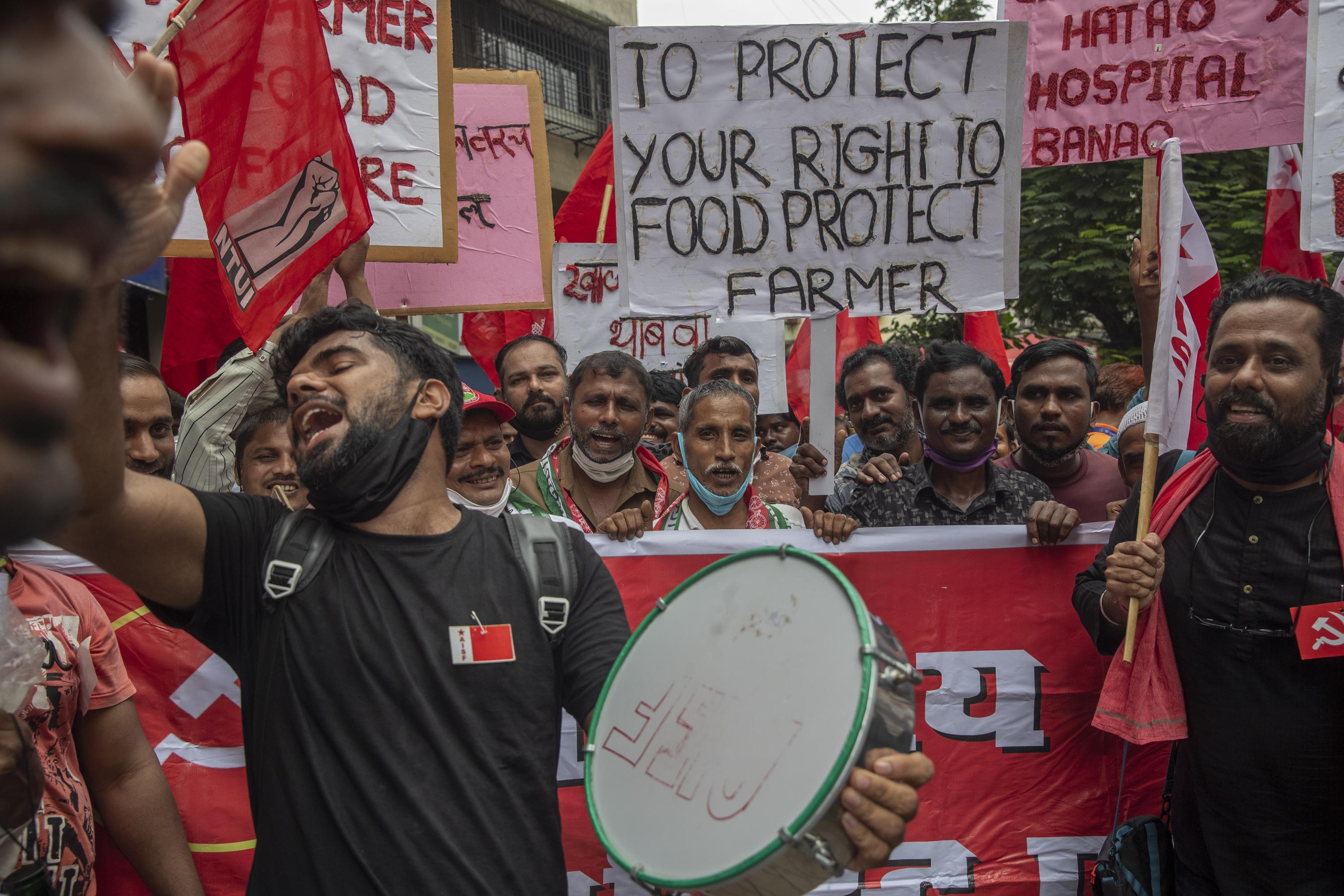 India's farmers renew protests, challenging Modi government | AP News