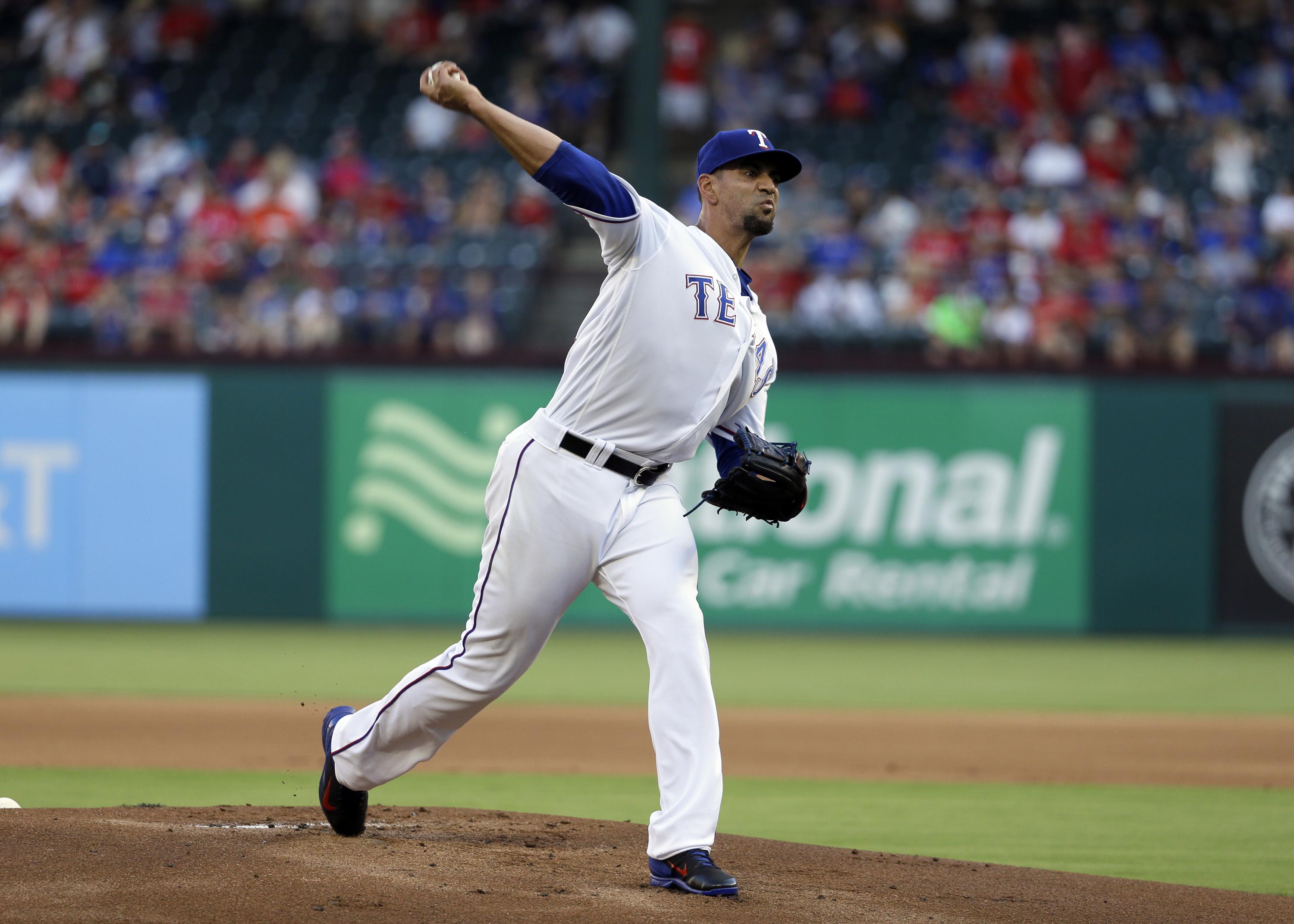 Gomez, Ross return and lead Rangers to 10-4 win | AP News