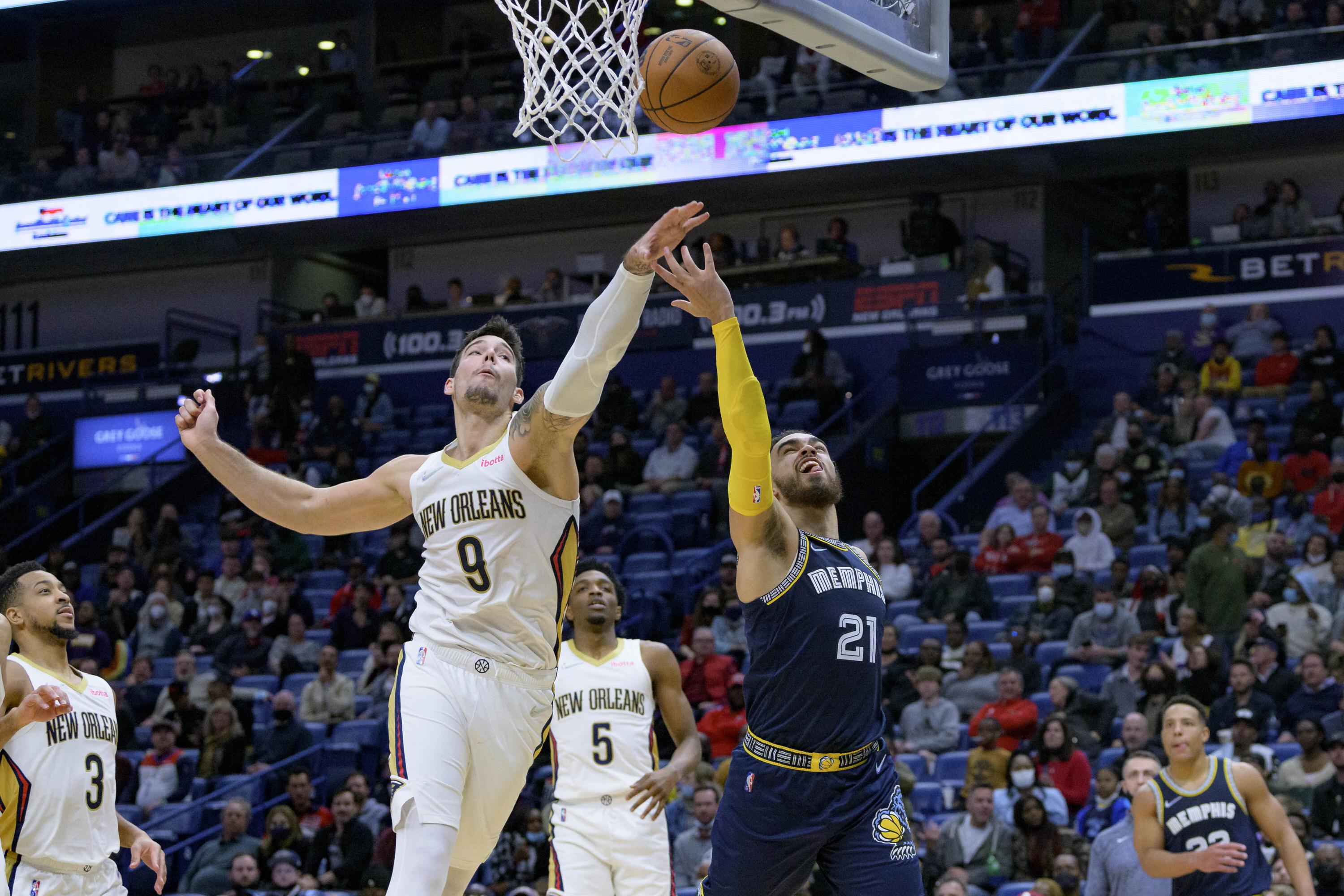 Jones scores 27, leads Grizzlies past Pelicans, 121-109 | AP News