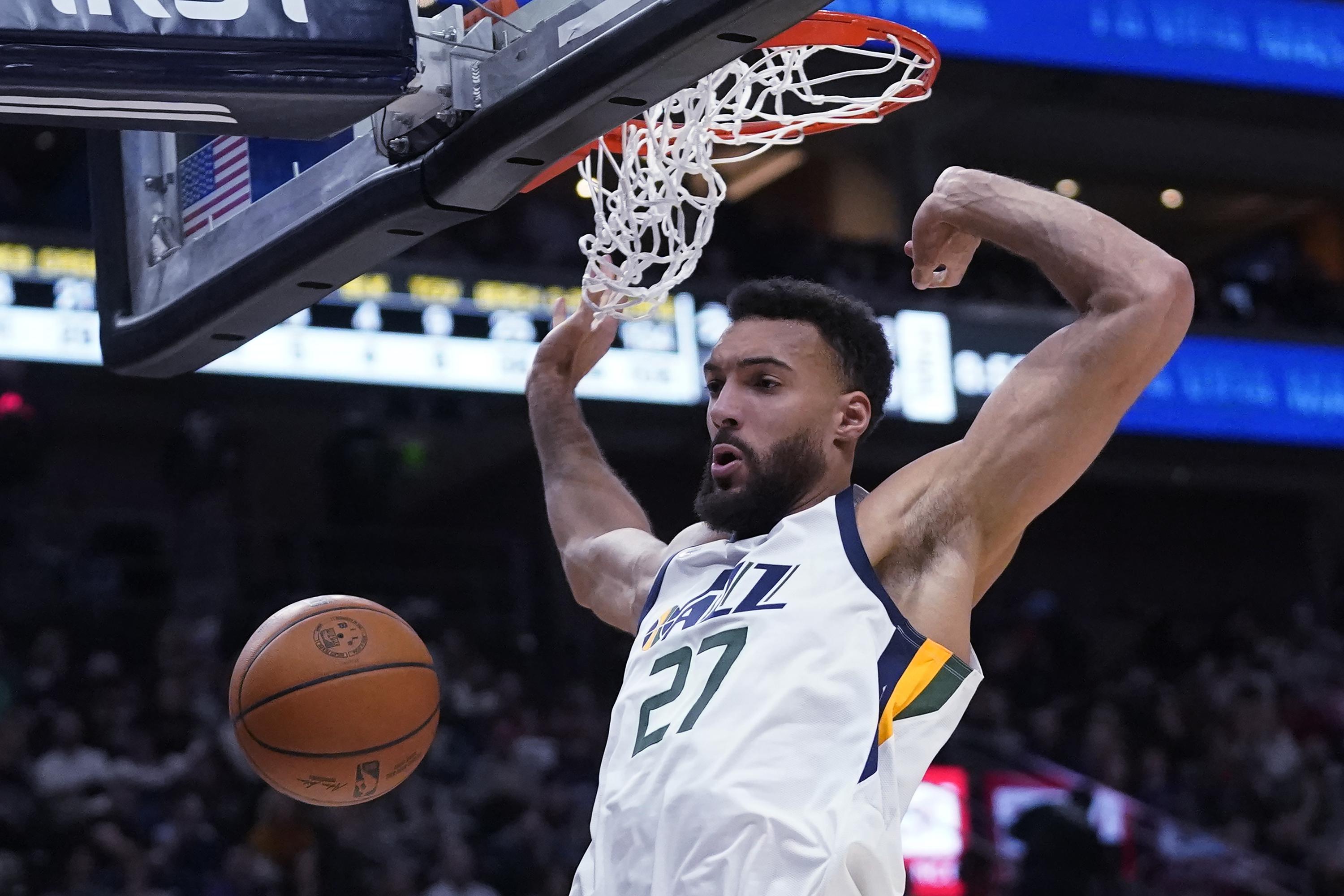 Gobert llega oficialmente a Minnesota, tras 9 años en Utah | AP News