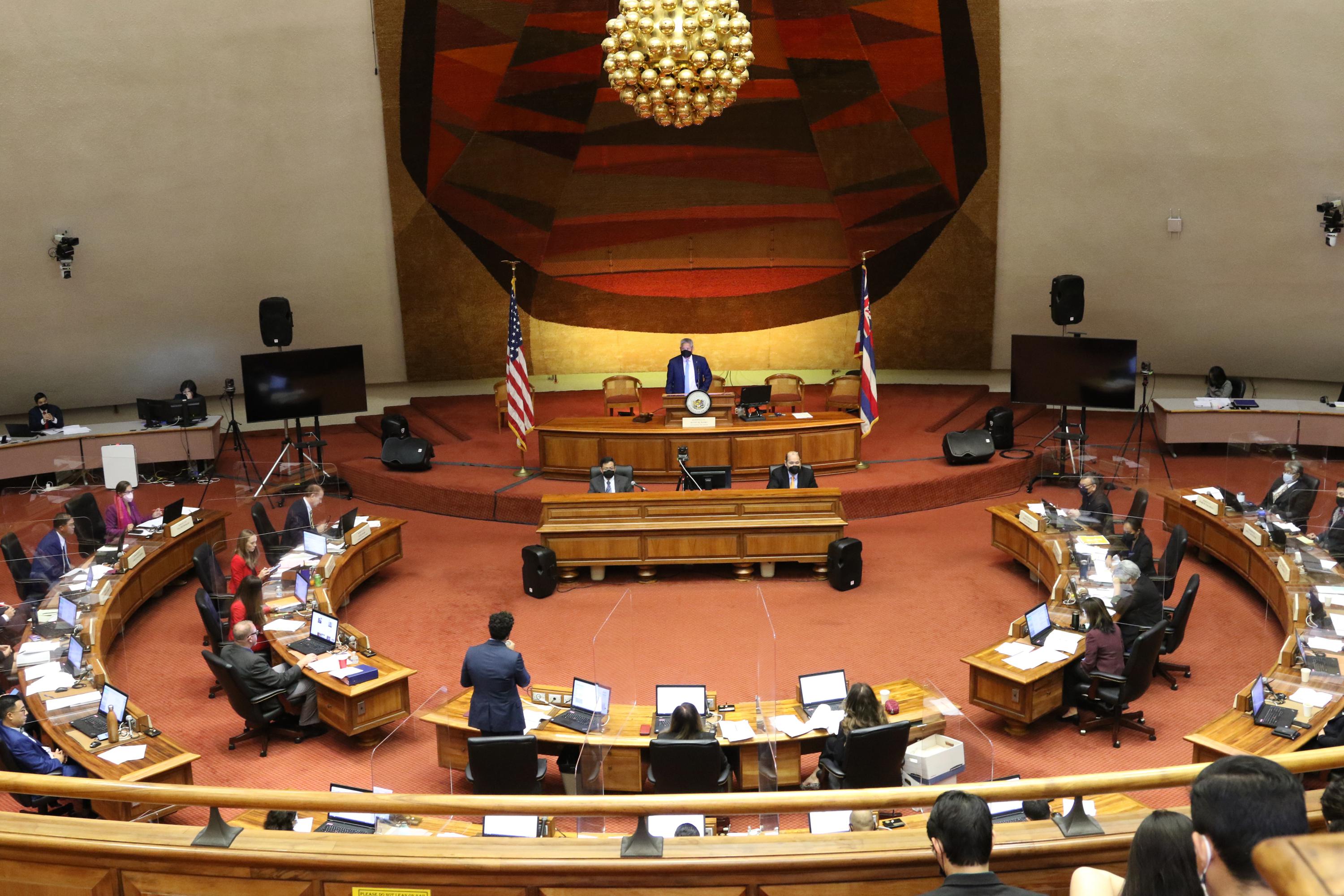 Hawaii lawmakers pass some reforms after bribery scandal | AP News