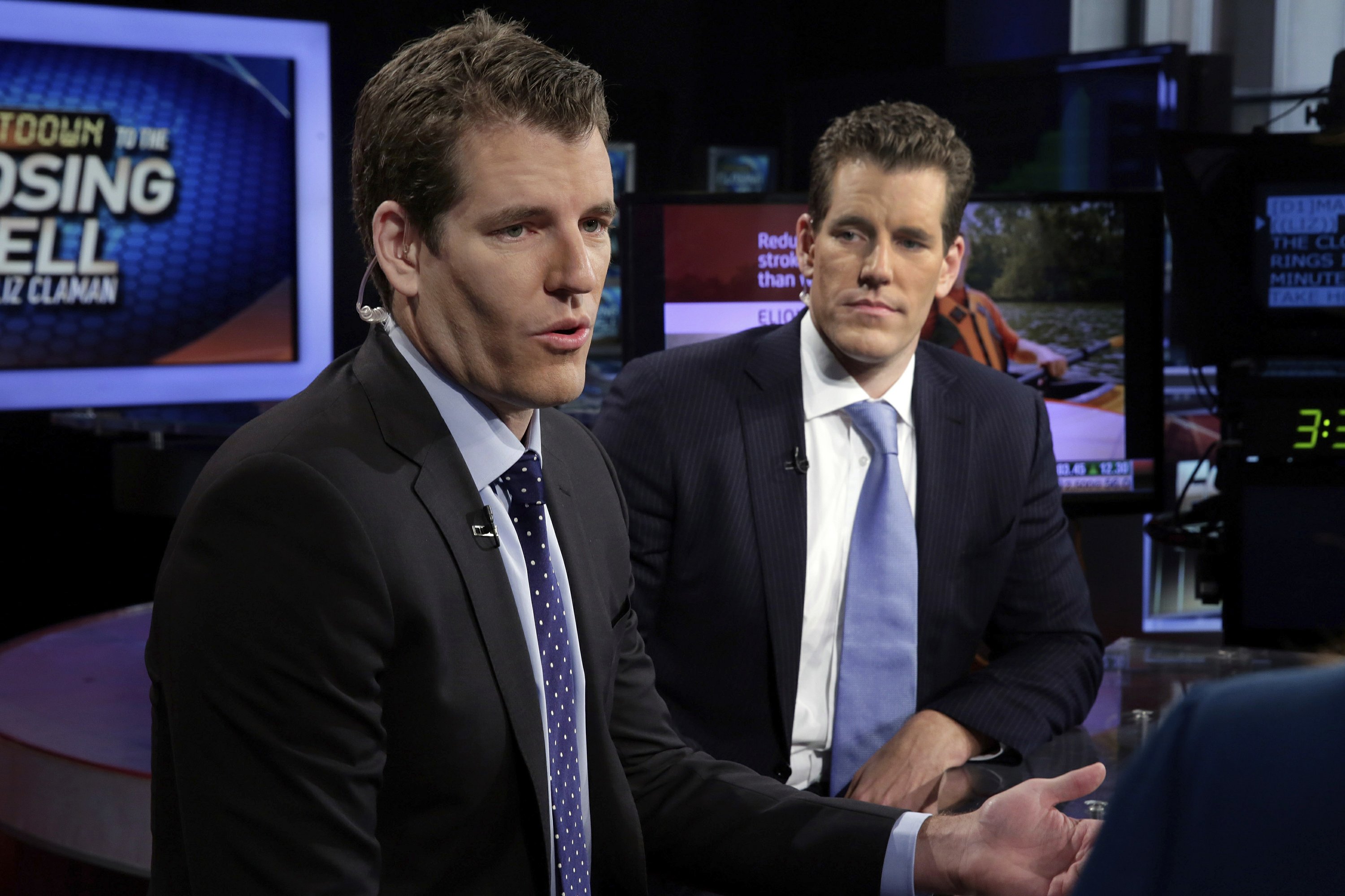 Cameron Winklevoss And Mark Zuckerberg