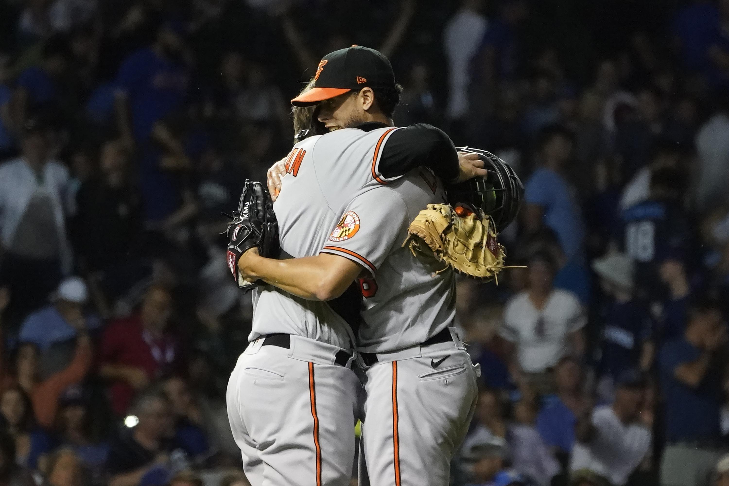 Urías stars as Orioles beat Cubs 4-2 for 9th straight win | AP News