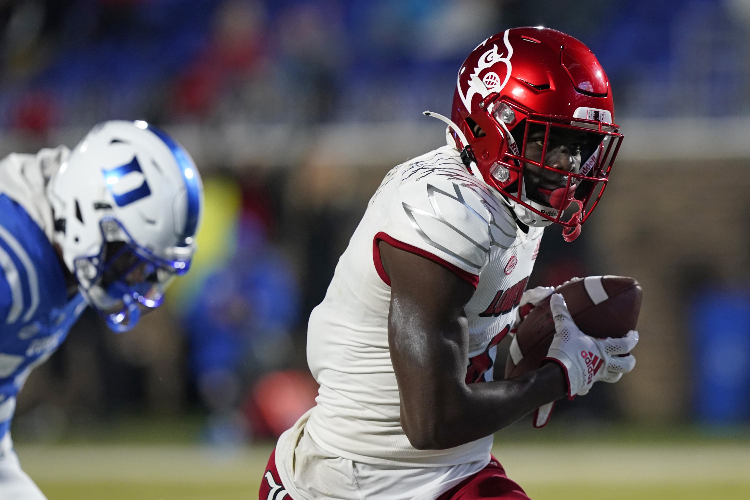 Cunningham propels Louisville past Duke, 62-22 | AP News