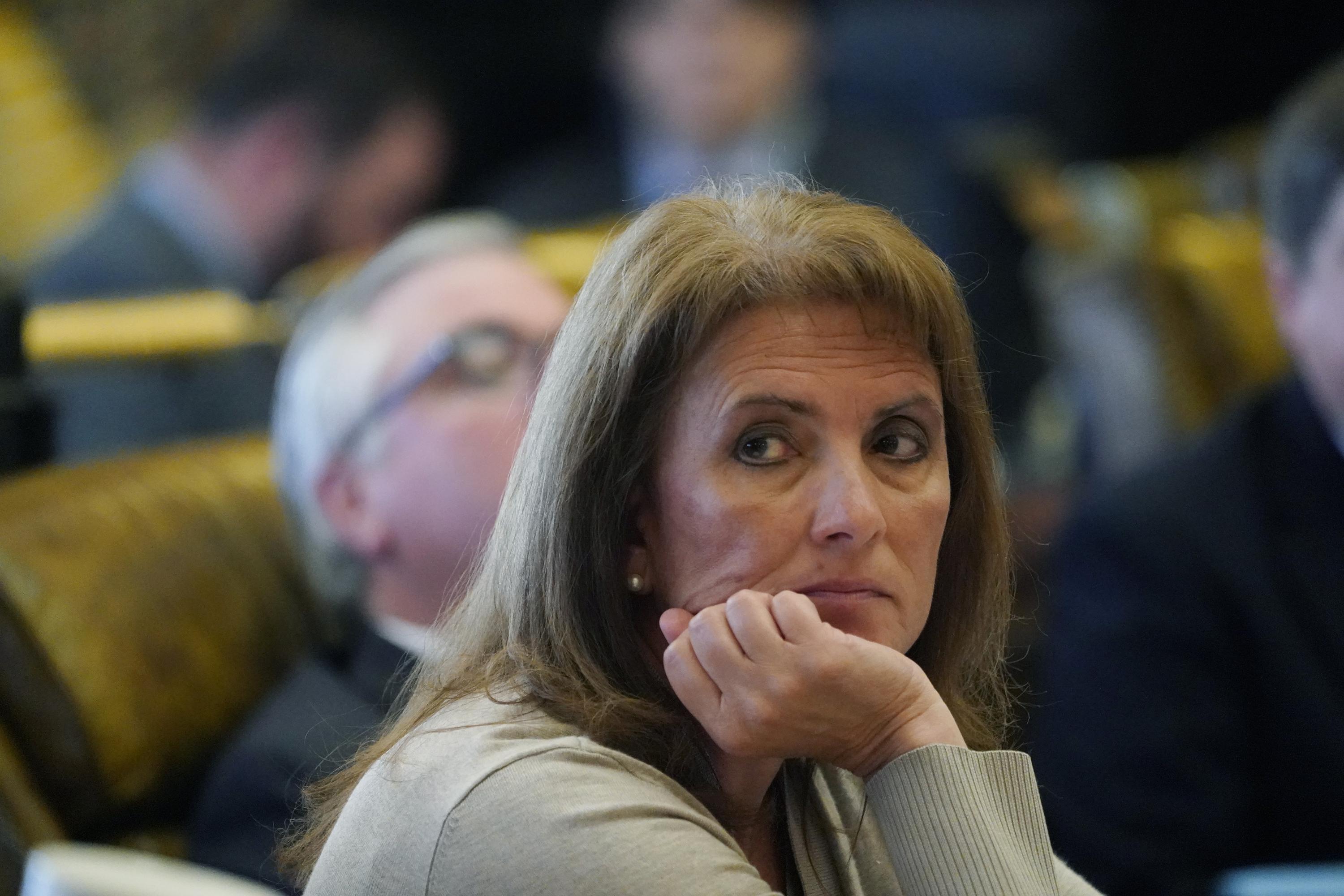 Mississippi House, Senate pass separate redistricting plans | AP News