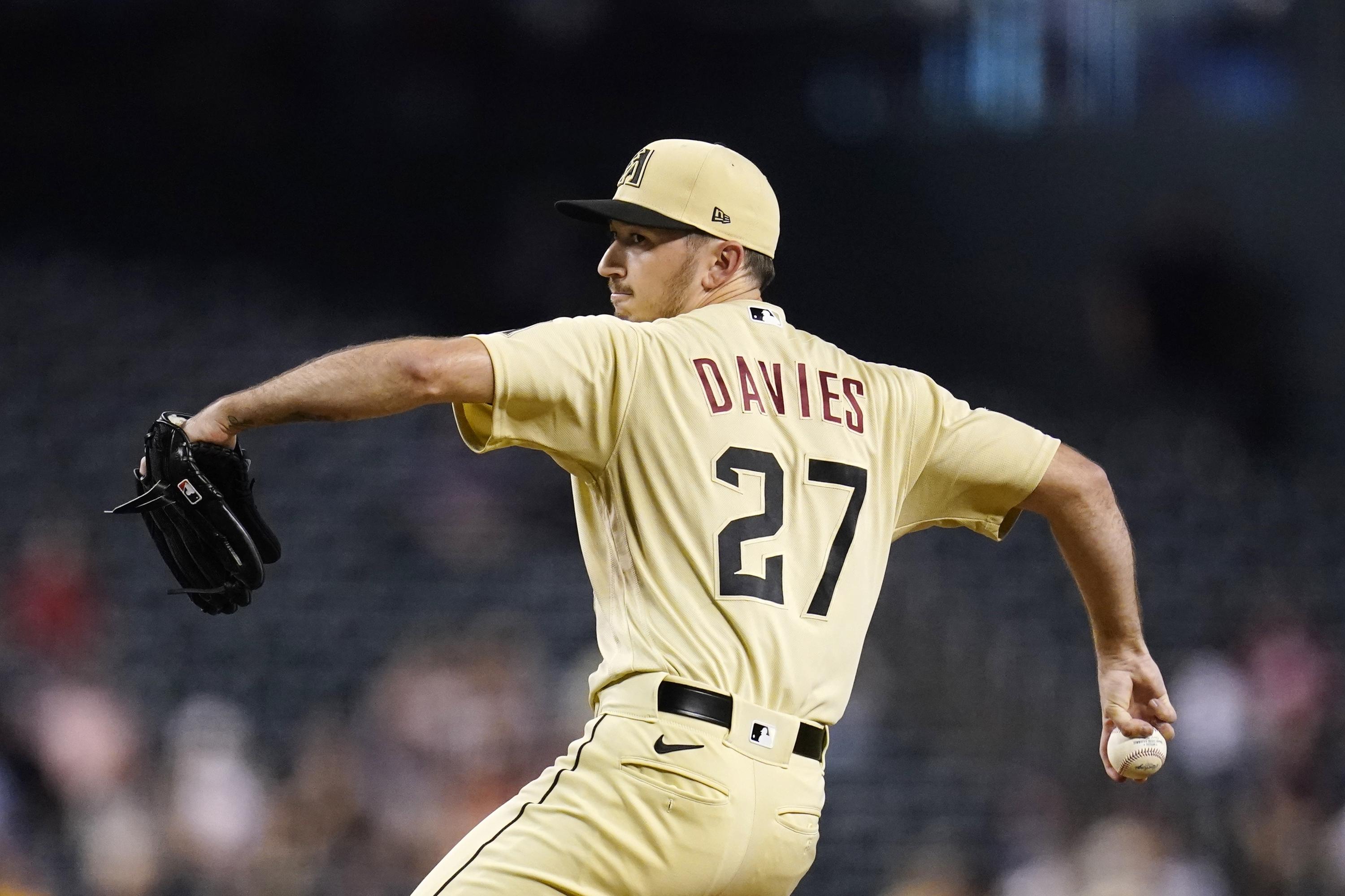 Rivera has 3 hits, bullpen shines, D-backs beat Brewers 2-1 | AP News