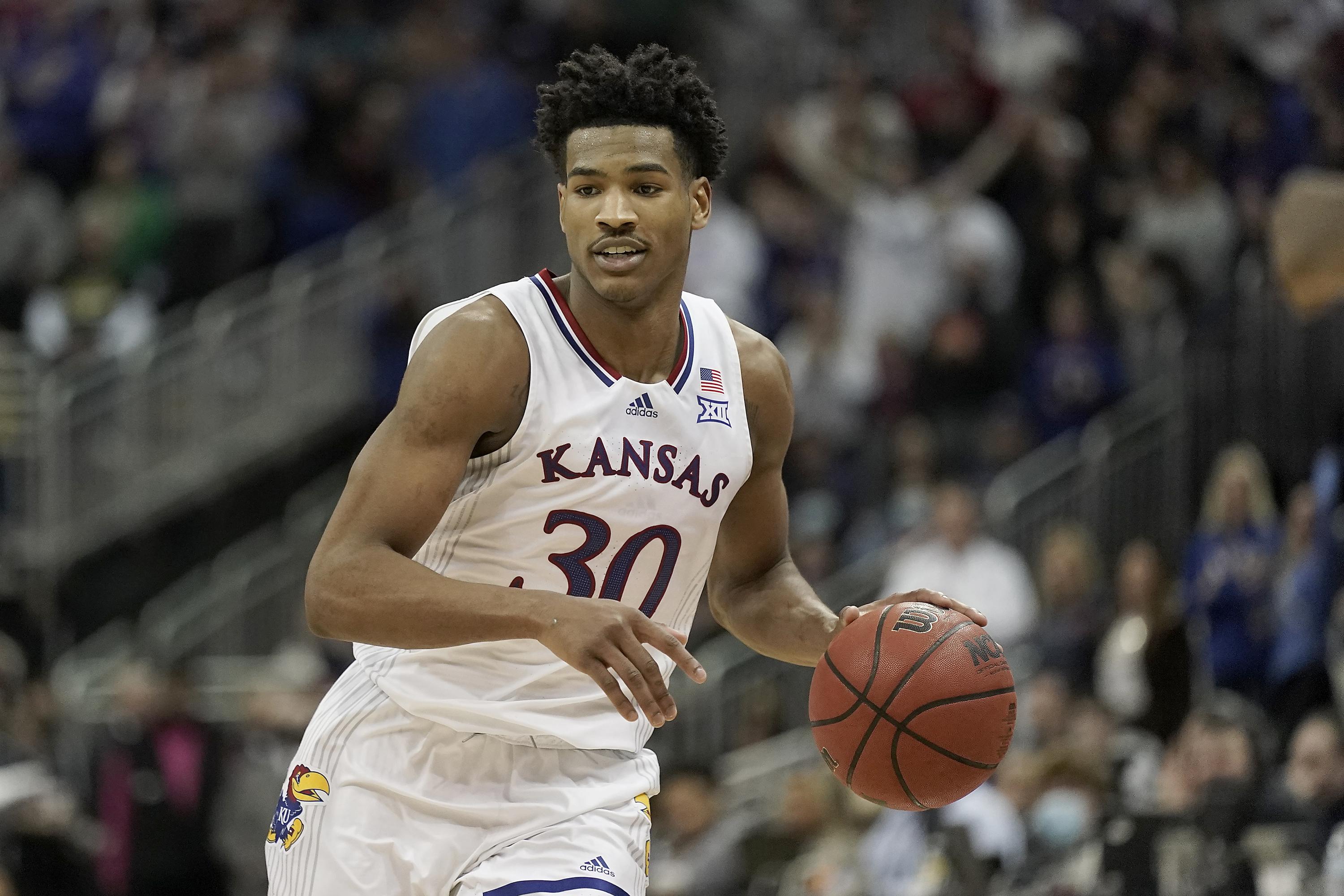 NCAA Tournament features dynamic guards, backcourt wizards | AP News