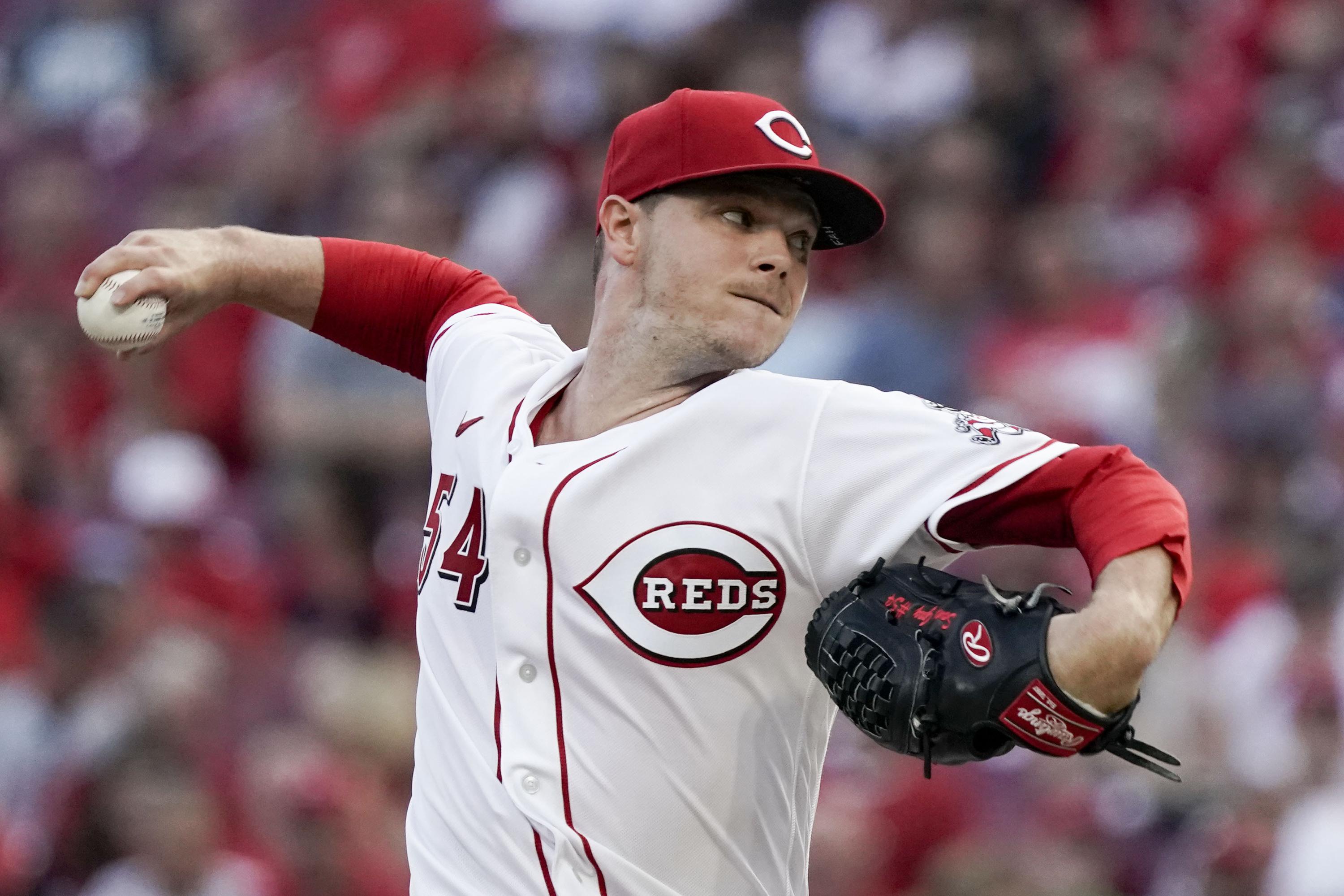 Gray 1-hits Miami over 7 scoreless, Reds beat Marlins 5-3 | AP News