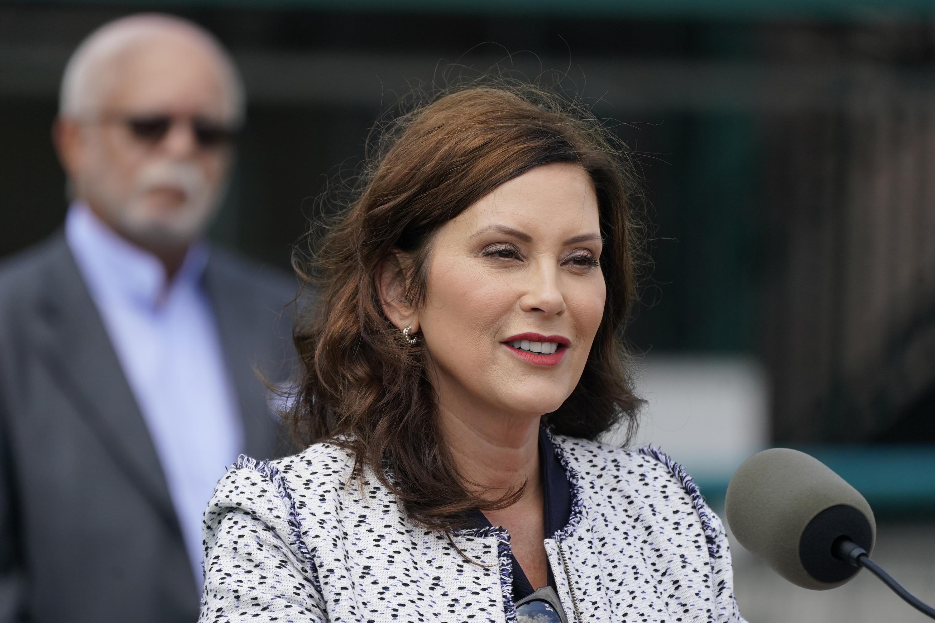 Michigan Gov. Gretchen Whitmer tests positive for COVID-19 | AP News