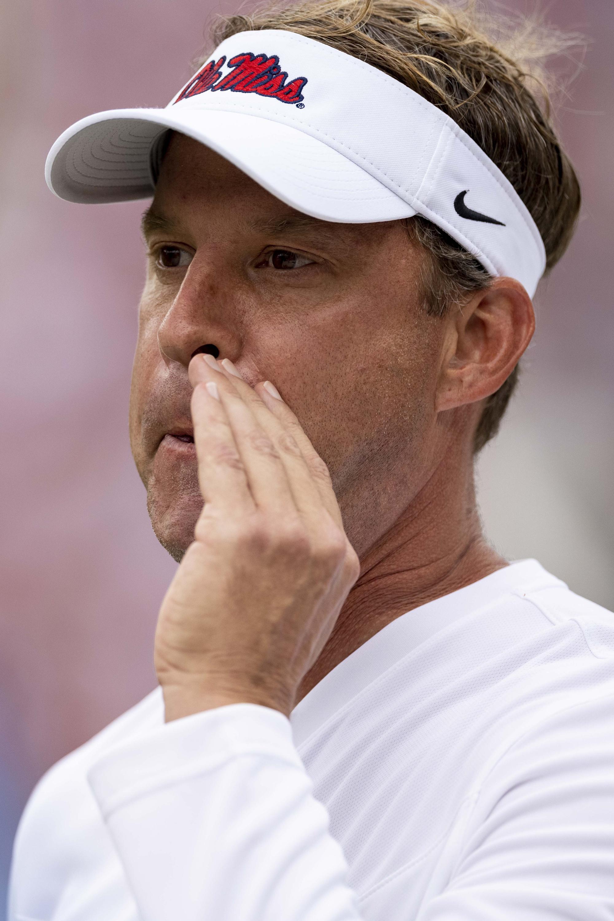 Kiffin apologizes for 'get the popcorn ready' interview | AP News