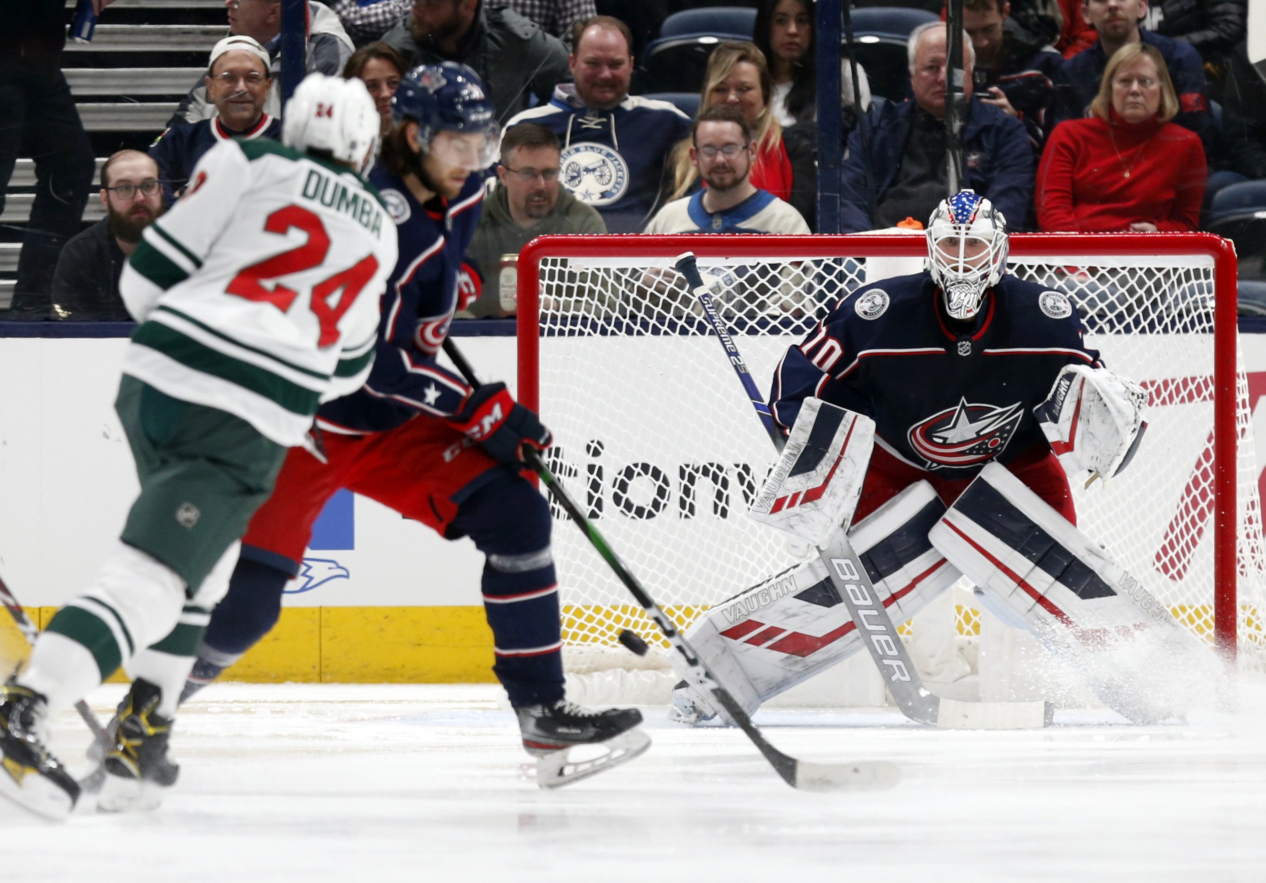 Alex Stalock makes 24 saves, Wild rout Blue Jackets 5-0 | AP News
