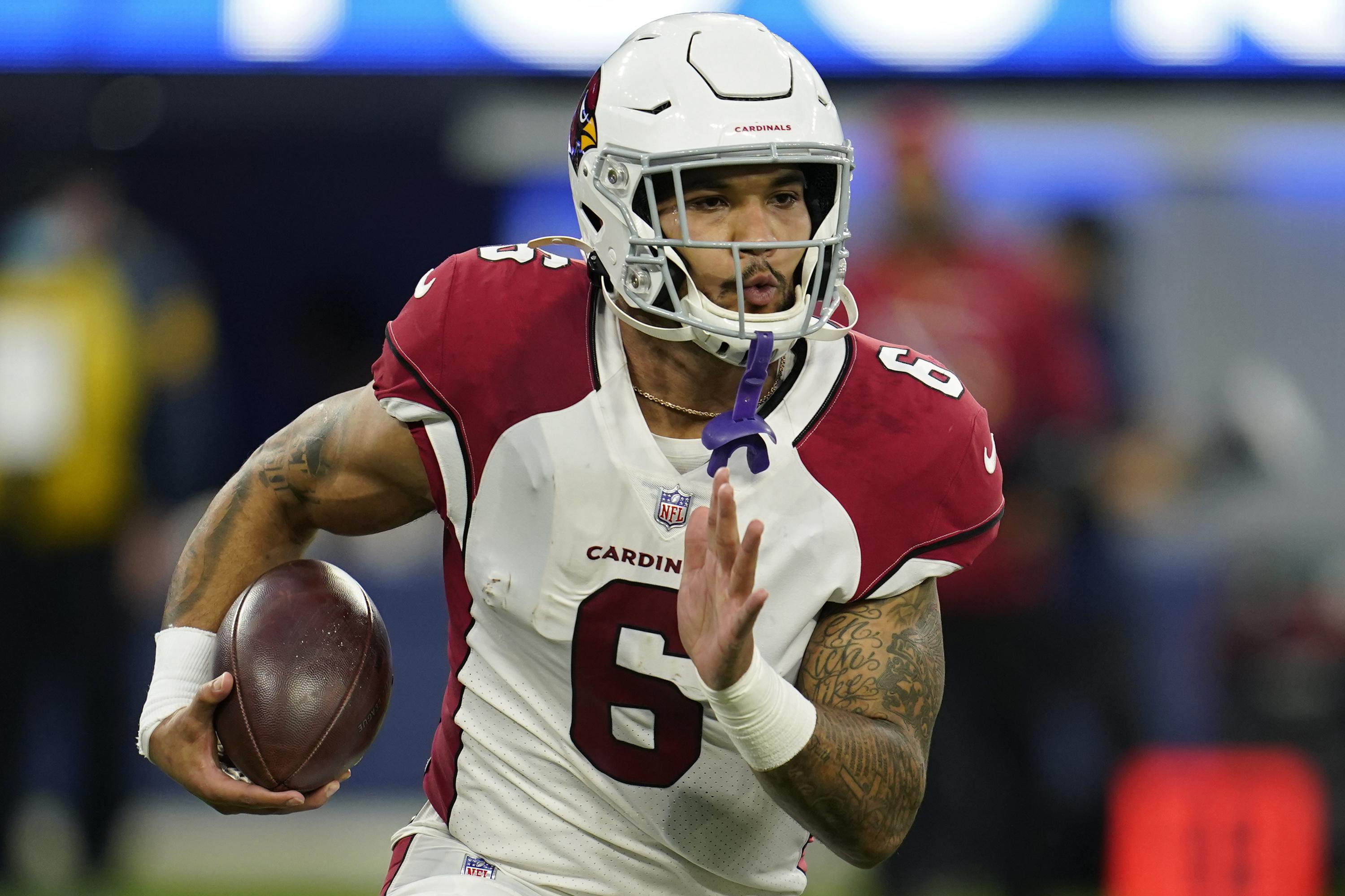 Cardinals bring back Pro Bowl RB Conner on 3-year deal | AP News