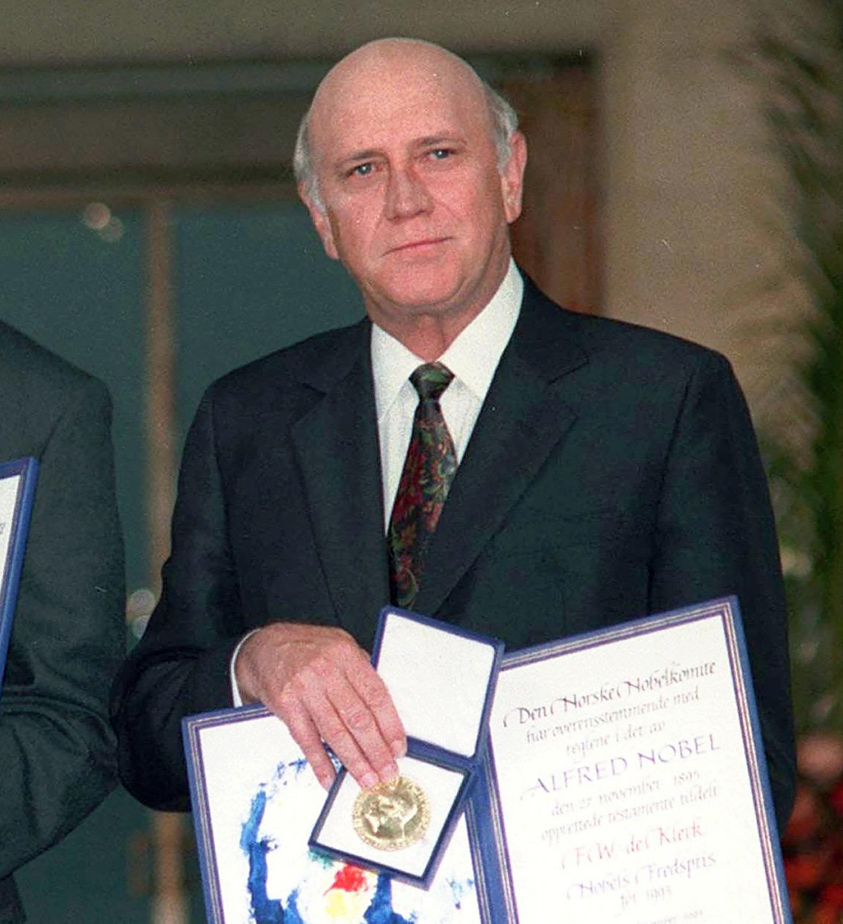 Foundation says de Klerk's Nobel medal has been stolen | AP News