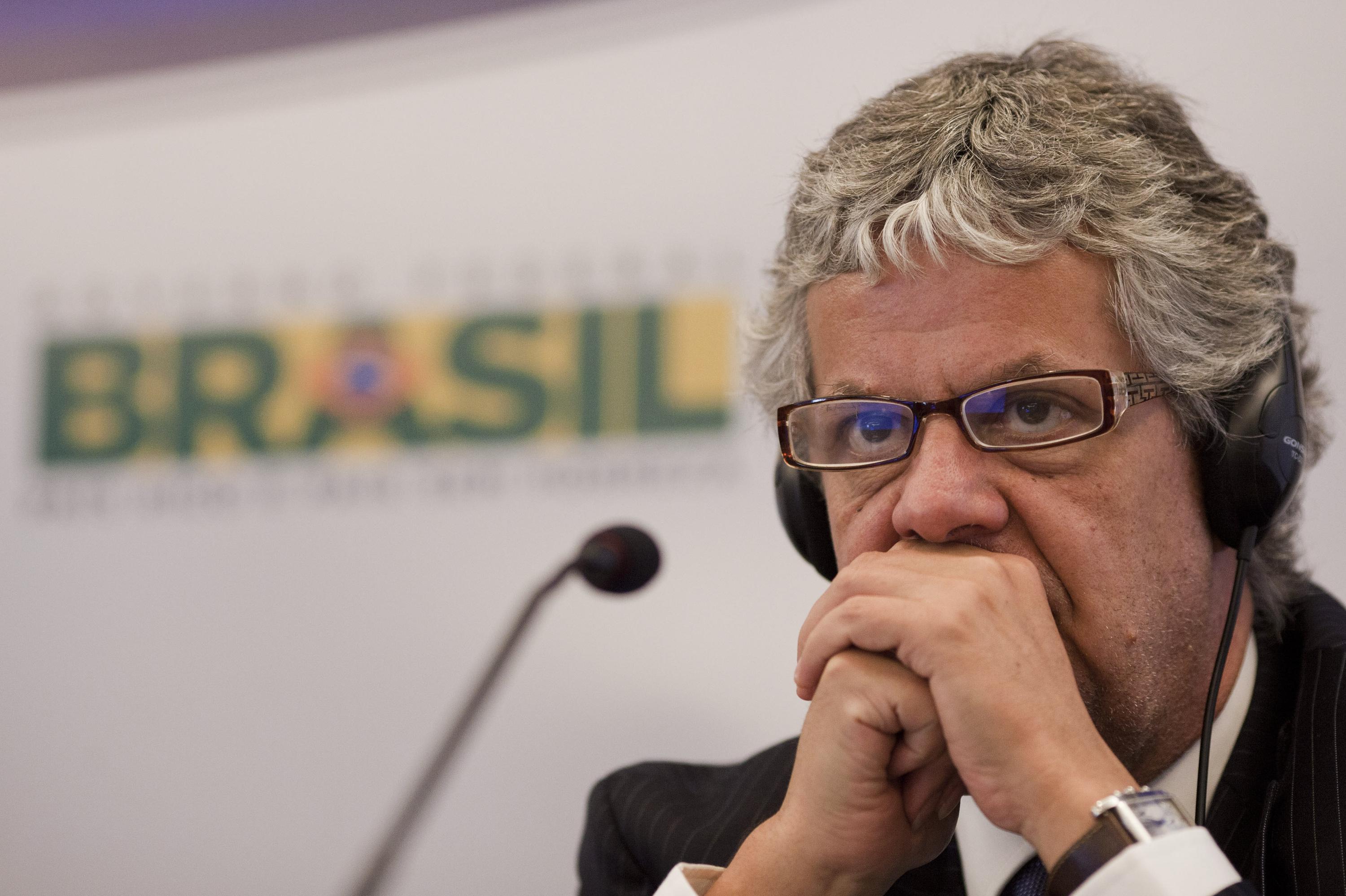 BID elige nuevo presidente en momento clave para A. Latina | AP News