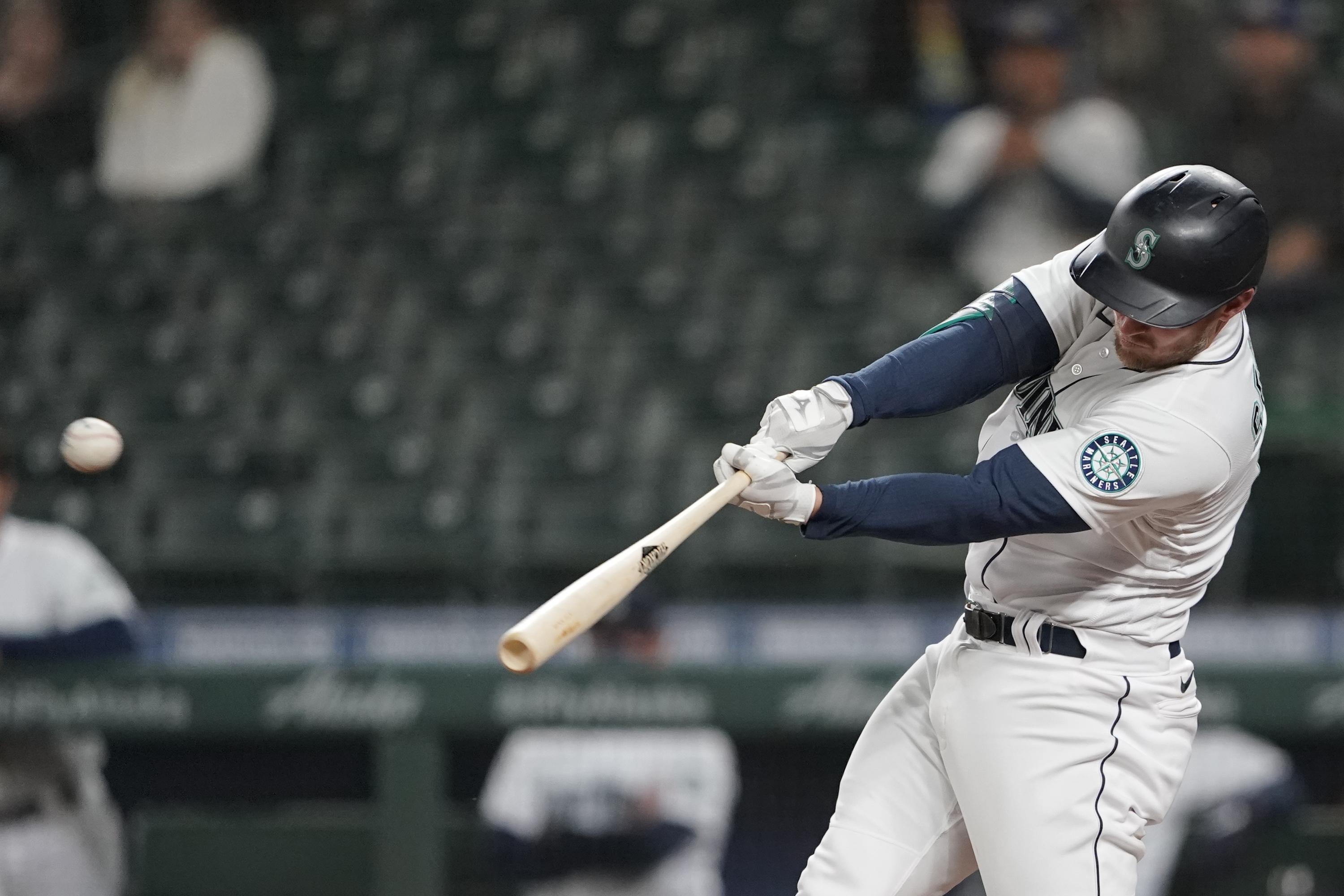 Lewis, Seager lead Mariners to 5-2 win over Orioles | AP News