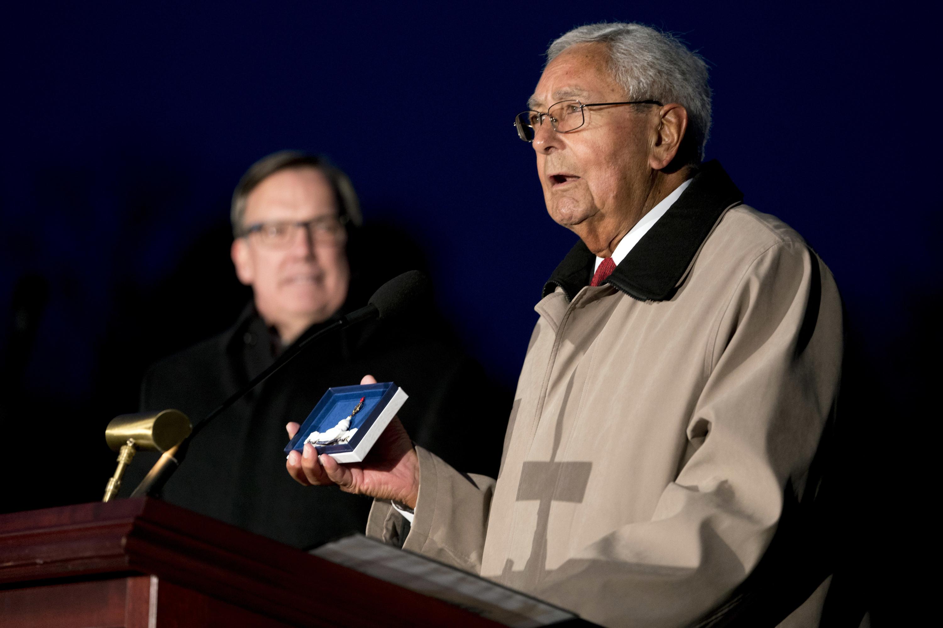 Ex-US Rep. Sarasin dies at 88; headed historical society | AP News