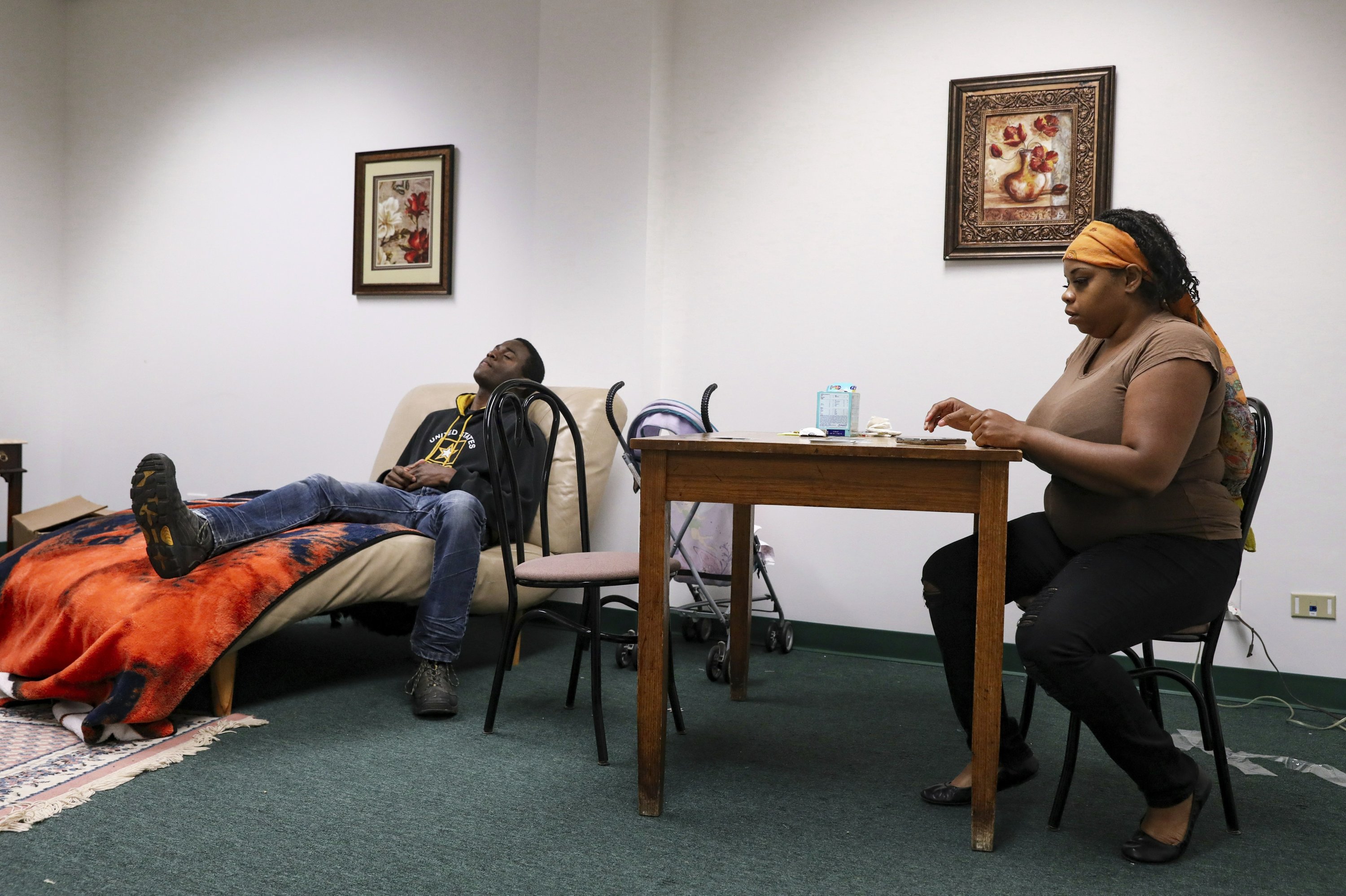 New lab trains welfare workers who probe child abuse claims | AP News