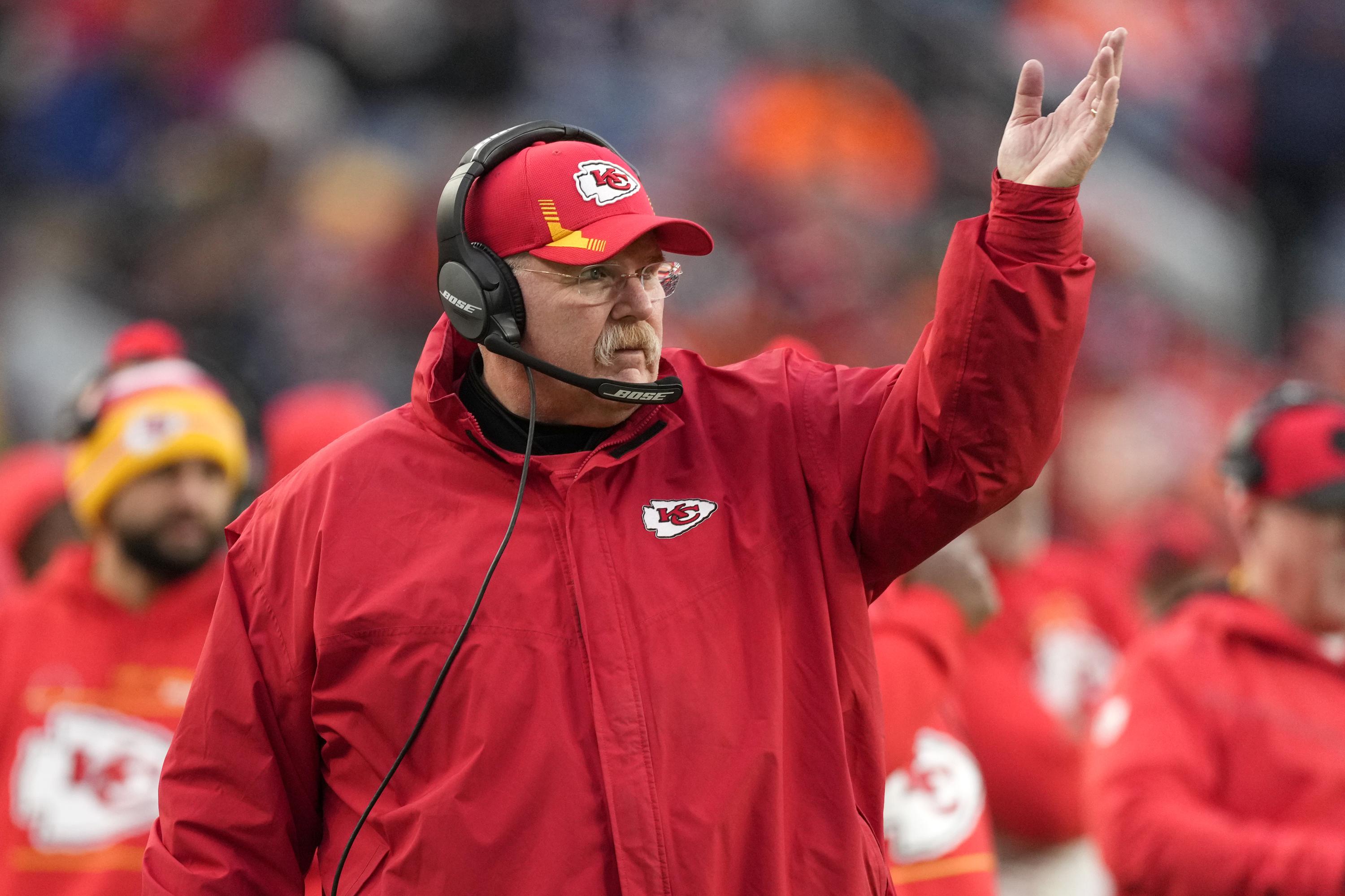 Analysis: Andy Reid helped pave the way for young coaches | AP News