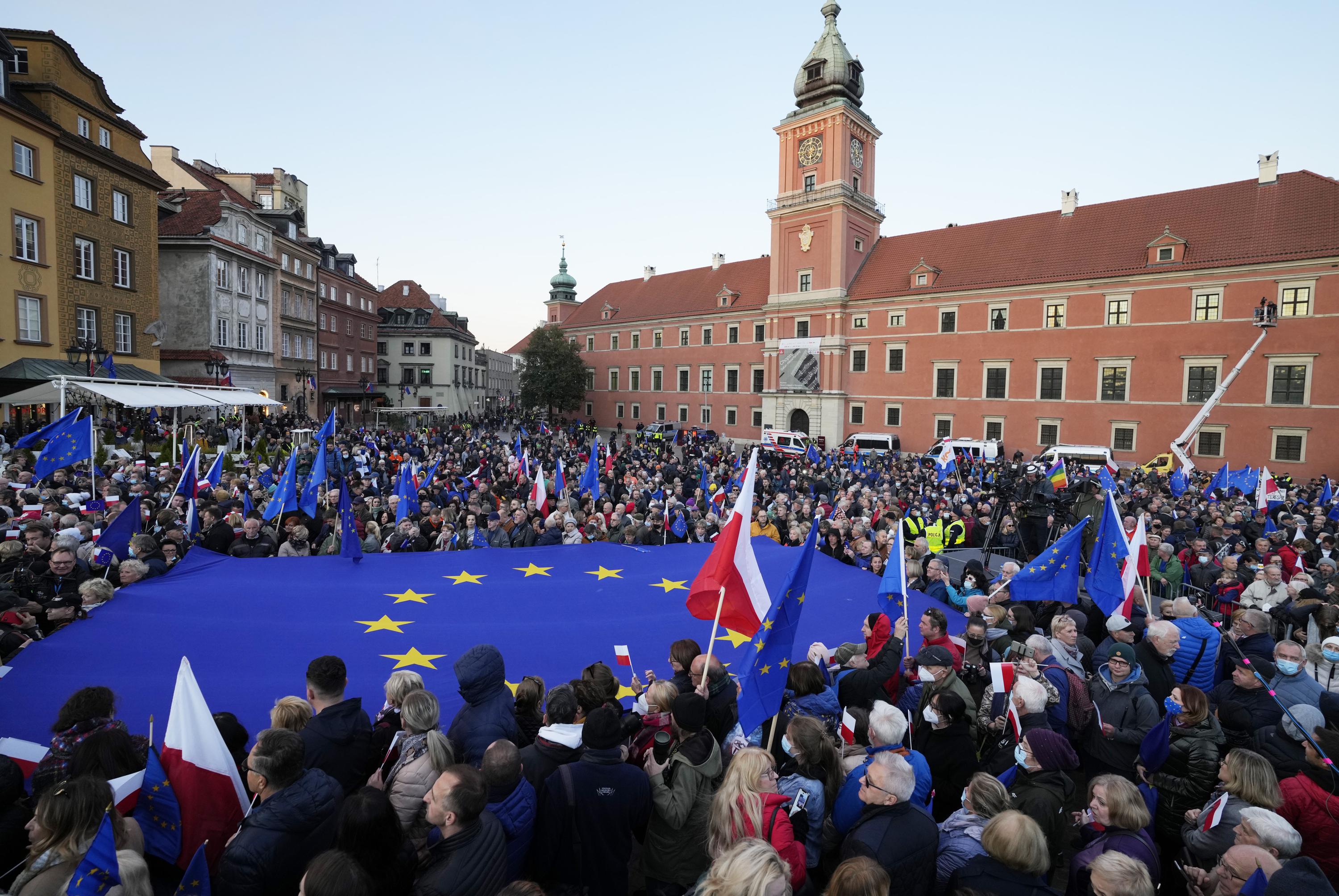 'Polexit' fears spark large pro-EU protests across Poland | AP News