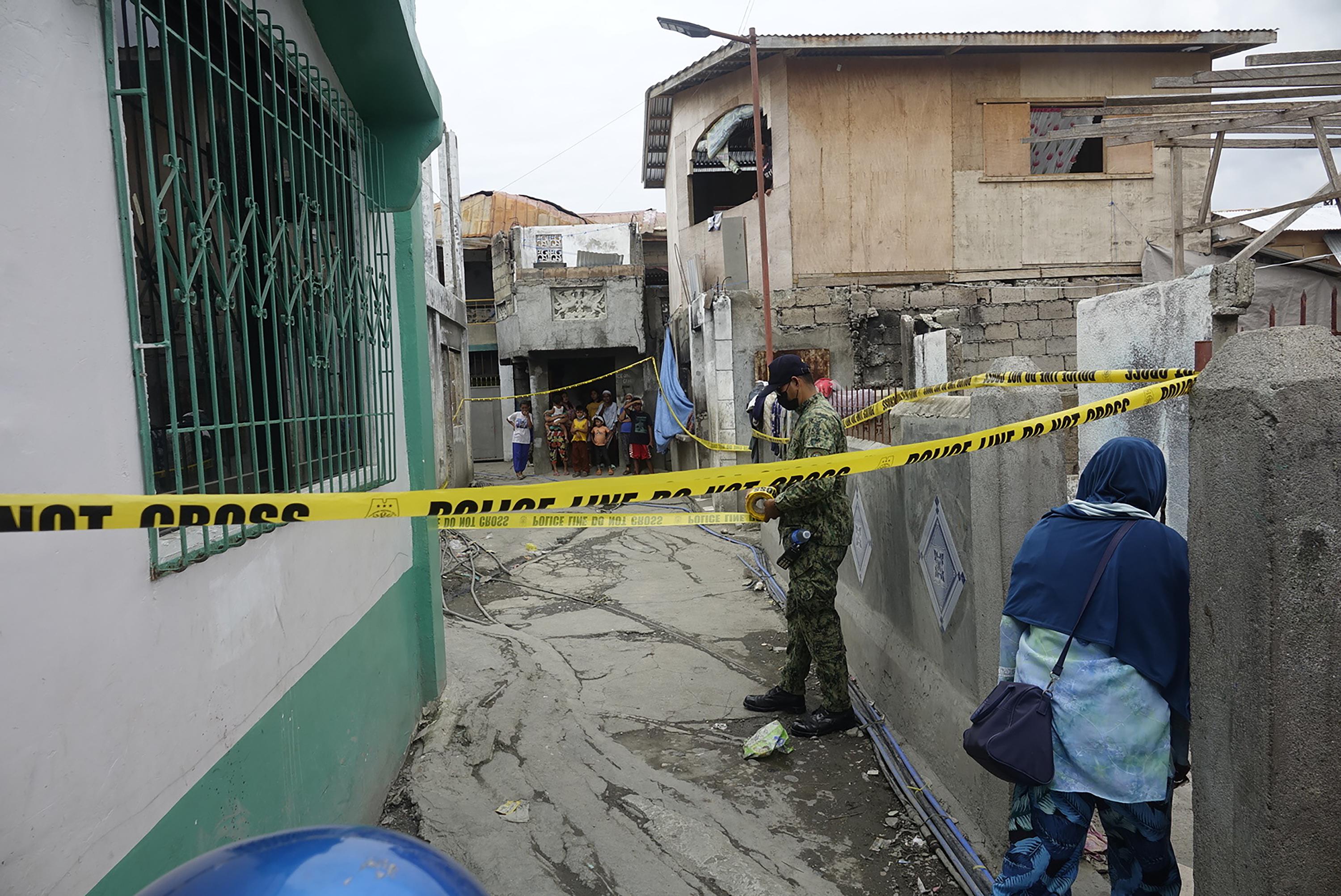 Gunmen kill town mayor, wound another in south Philippines | AP News