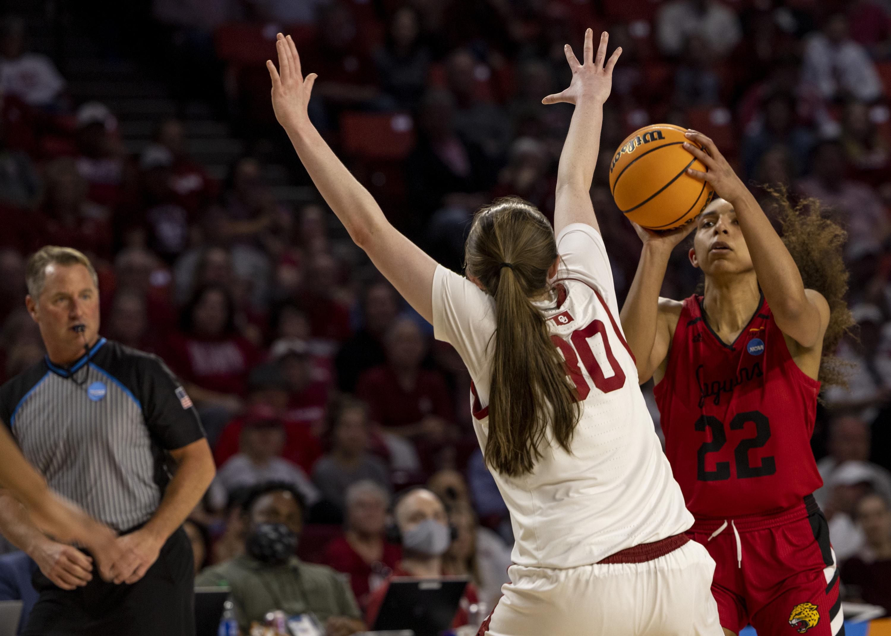 Robertson's 22 points help Oklahoma women top IUPUI 78-72 | AP News