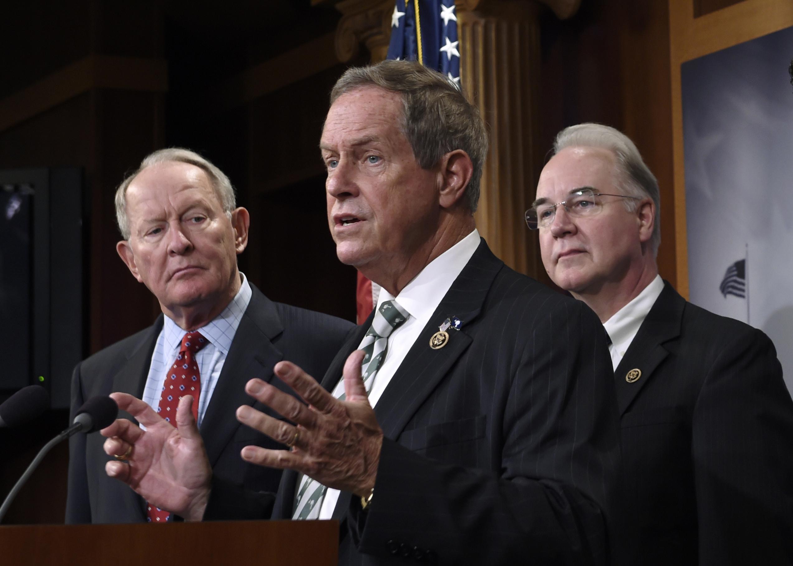 Crowd shouts 'You Lie' at Joe Wilson, who shouted at Obama | AP News