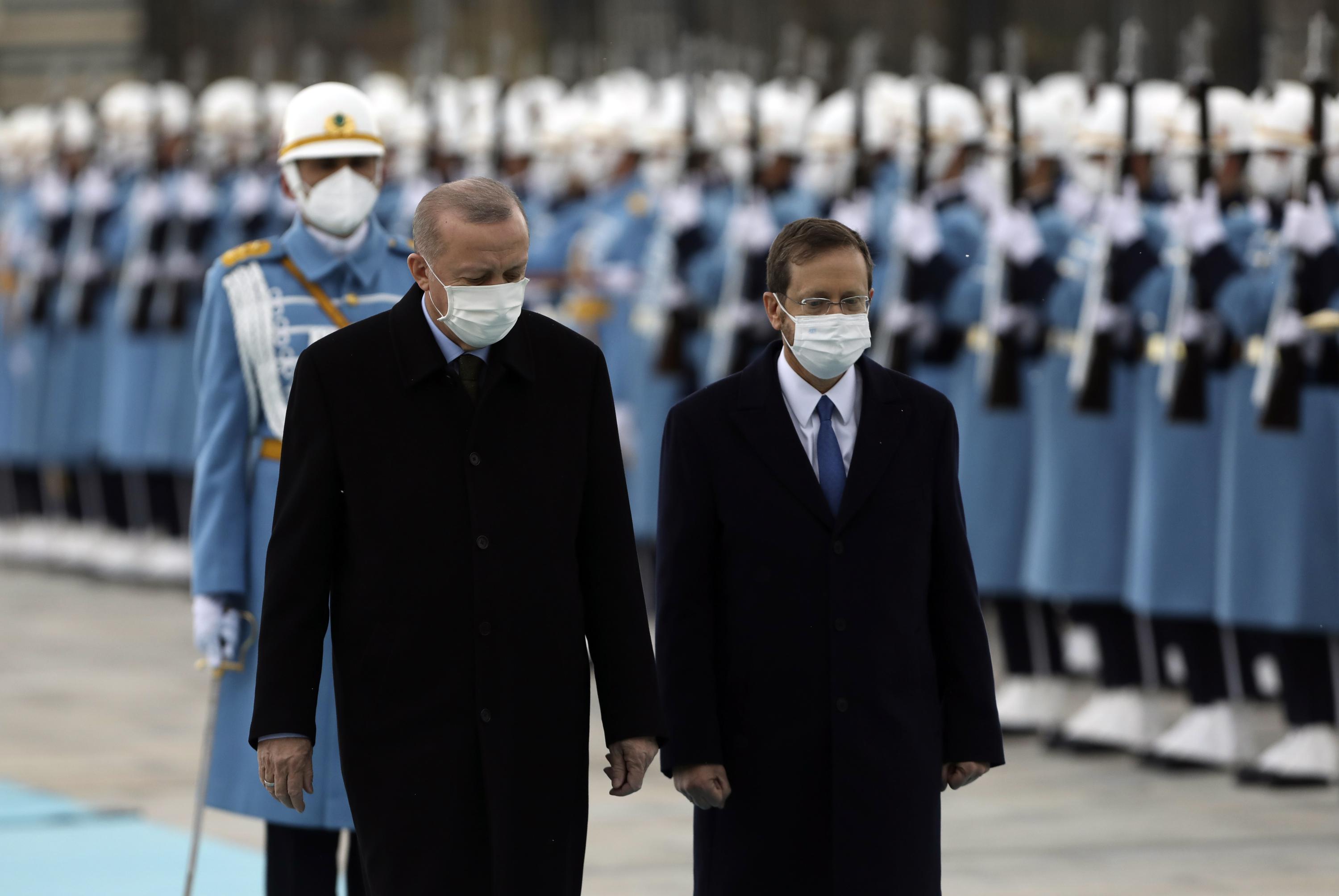 Israel, Turkey vow to heal rift despite sharp differences | AP News