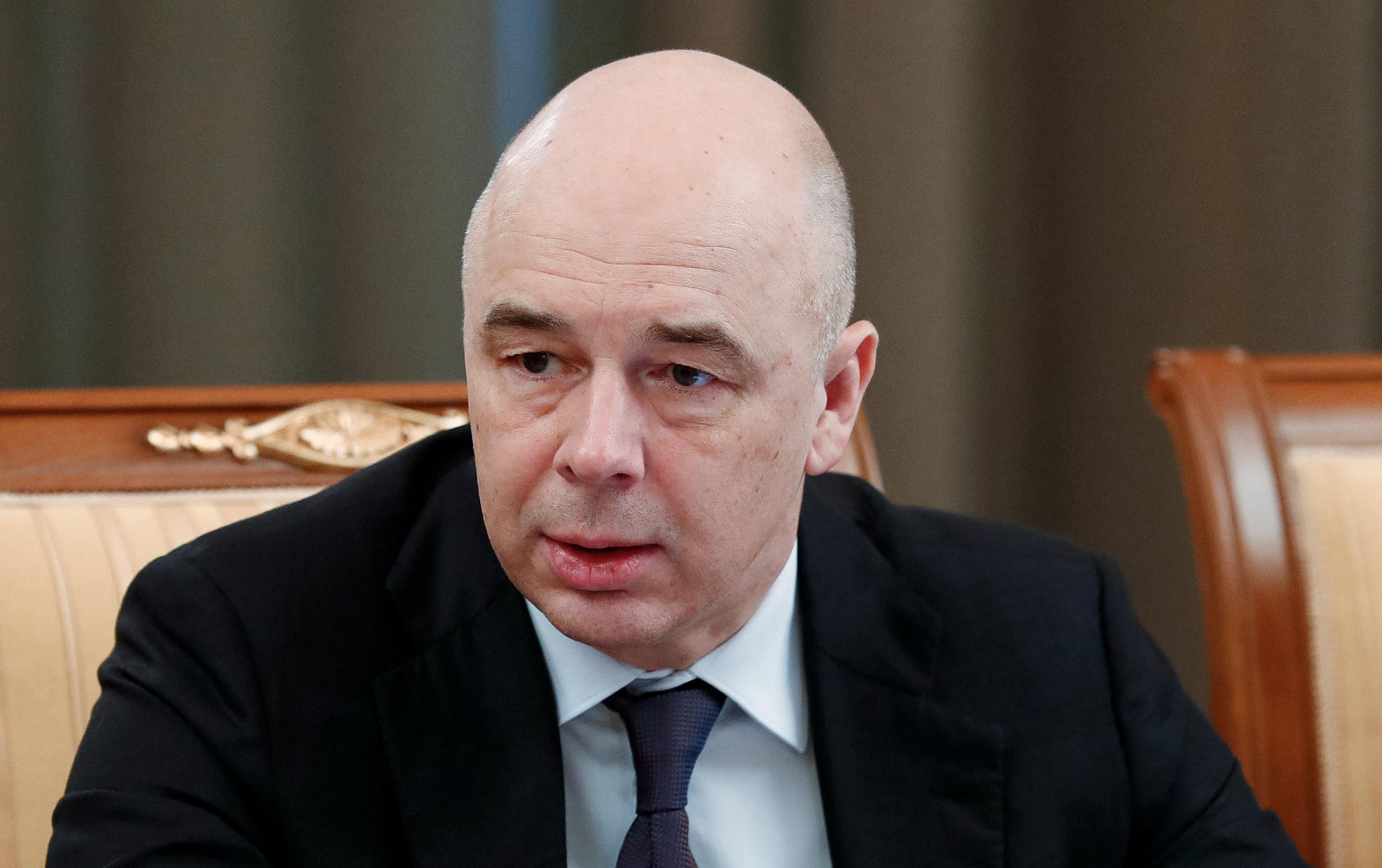 Major Russian Fund To Ditch Dollar Buy Euros Yuan Gold AP News major-russian-fund-to-ditch-dollar-buy-euros-yuan-gold-ap-news
