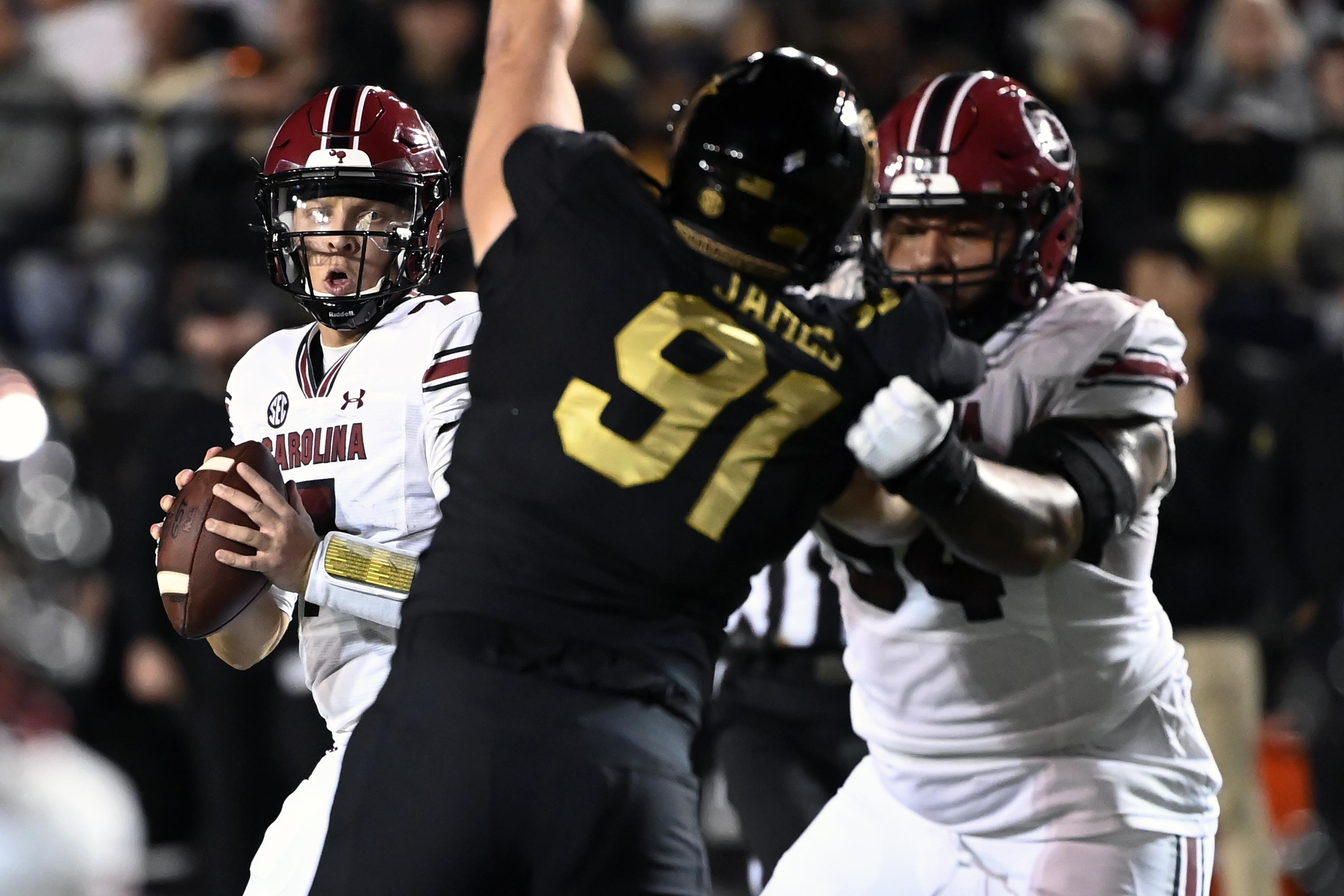 Rattler, South Carolina beat Vanderbilt 38-27, bowl eligible | AP News
