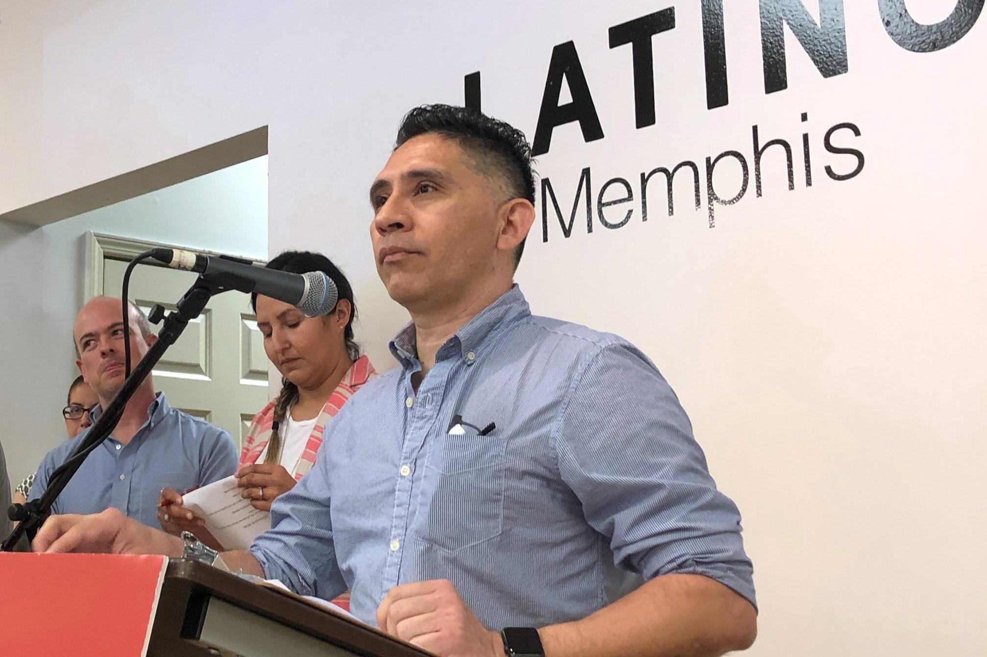 Spanish-language reporter facing deportation gets asylum | AP News