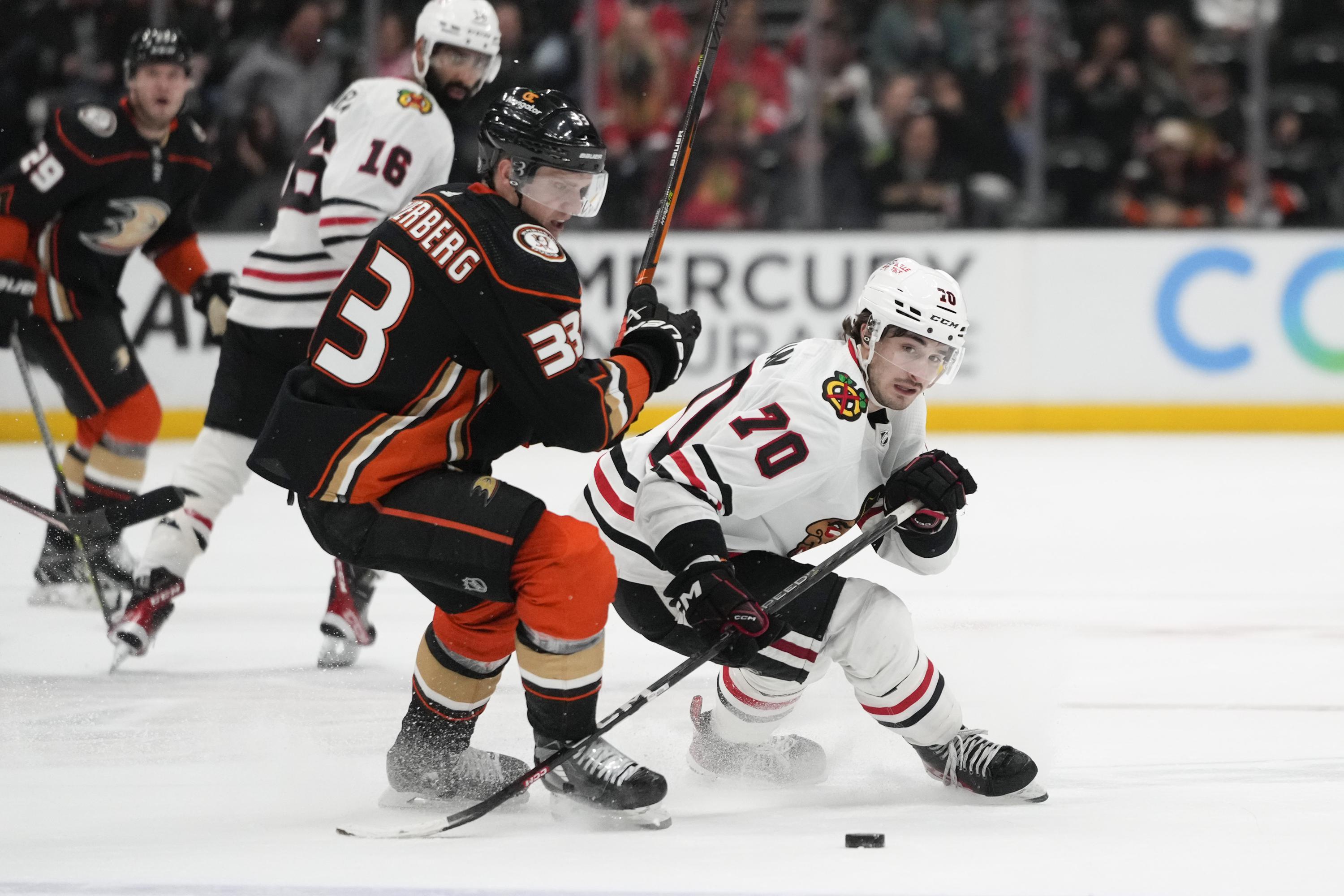 Blackhawks forward Cole Guttman has shoulder surgery | AP News