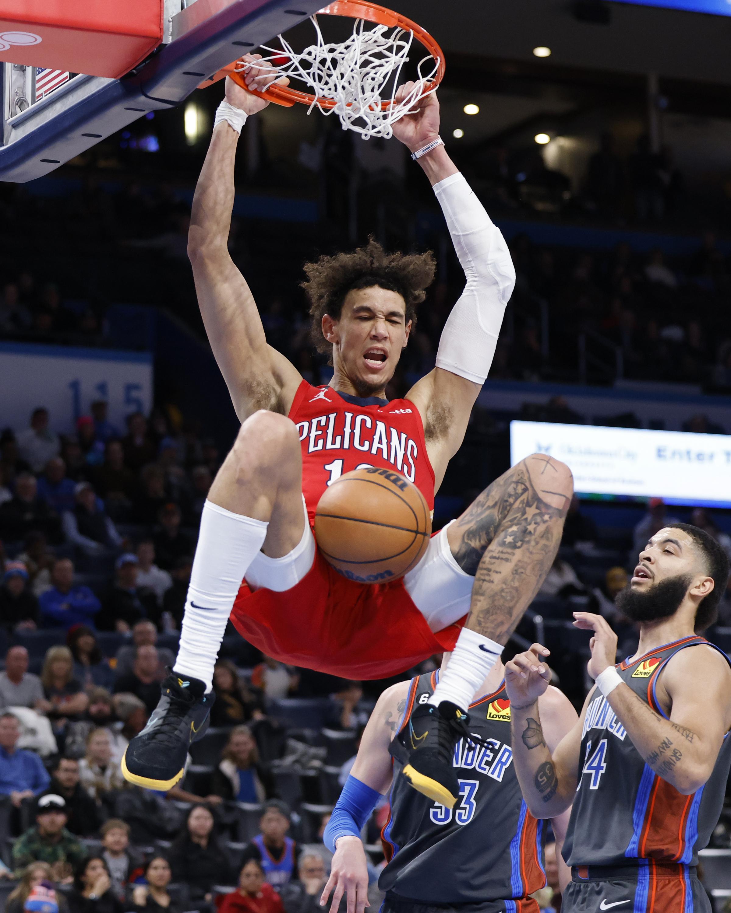 Pelicans superan a Thunder en tiempo extra sin Williamson | AP News