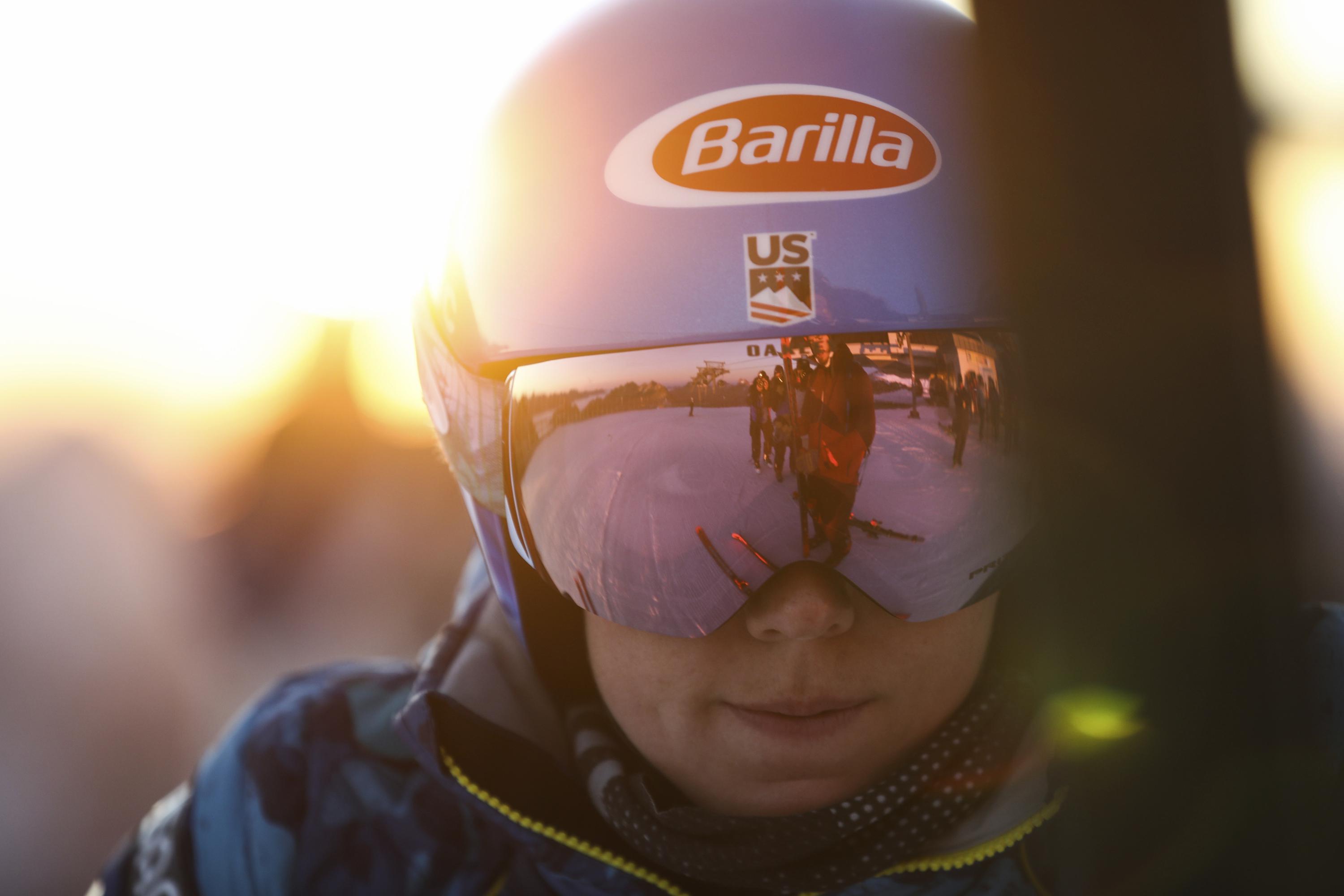 Smiling Shiffrin inspired by US teammates and boyfriend | AP News