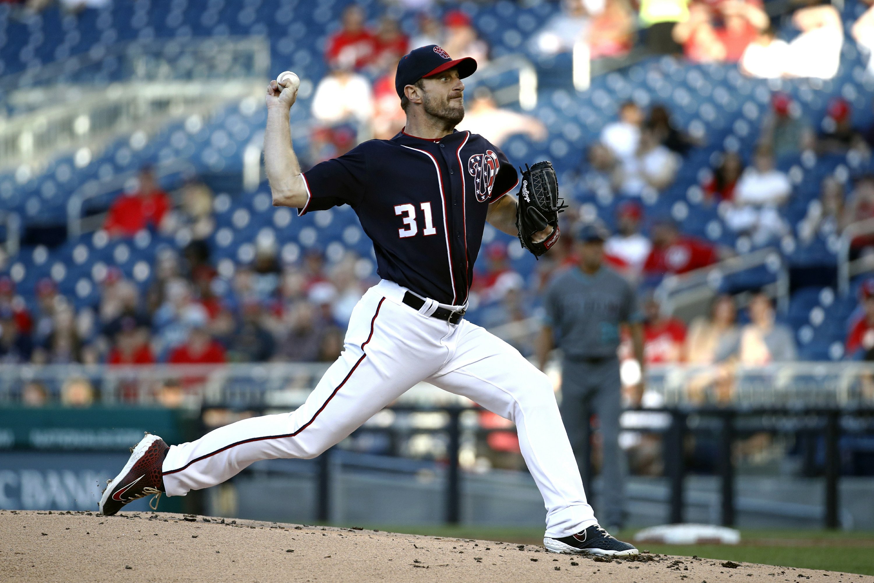 Scherzer poncha a 10 y Nacionales vencen a Diamondbacks | AP News