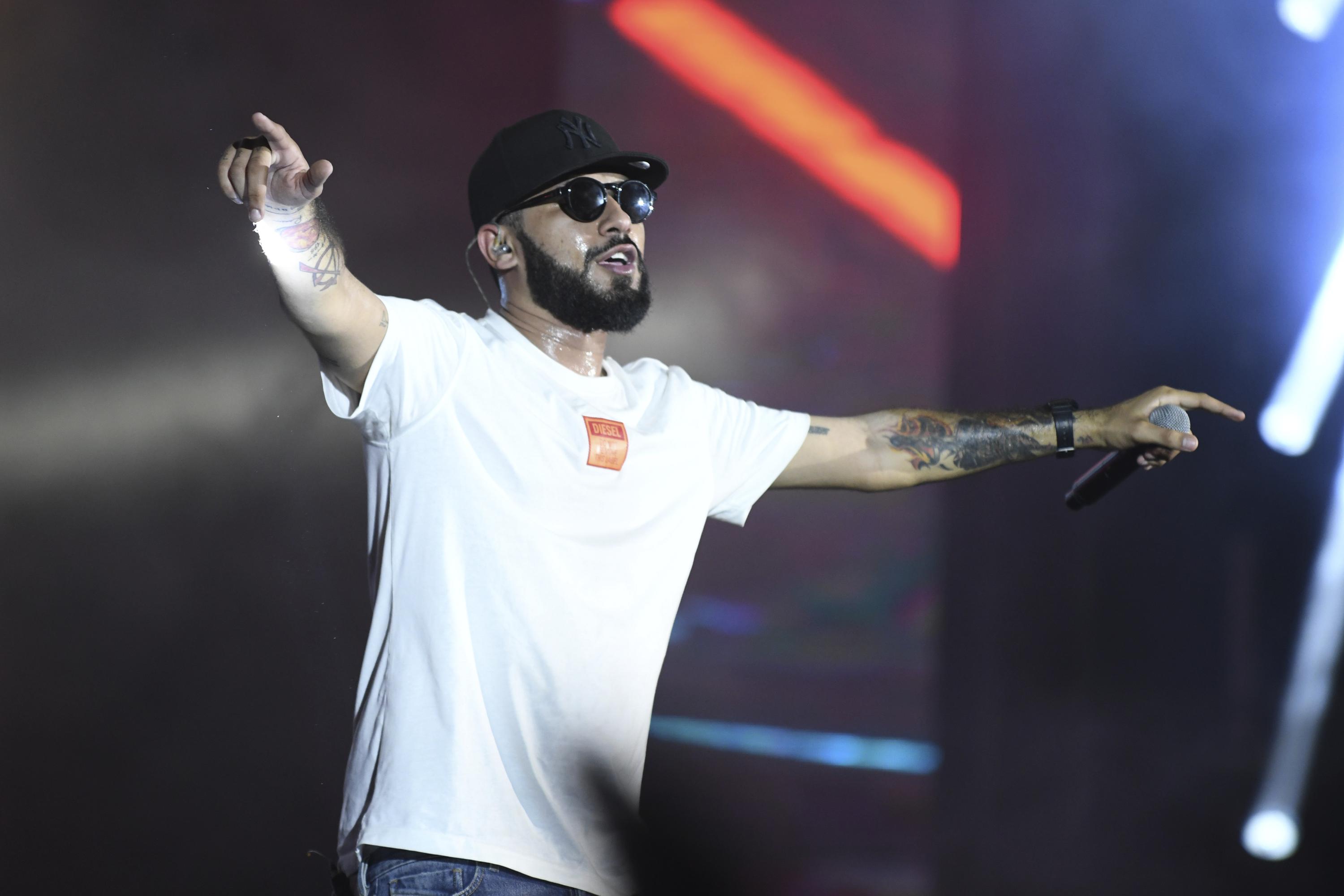 Moroccan rapper accused of praising hashish released on bail | AP News