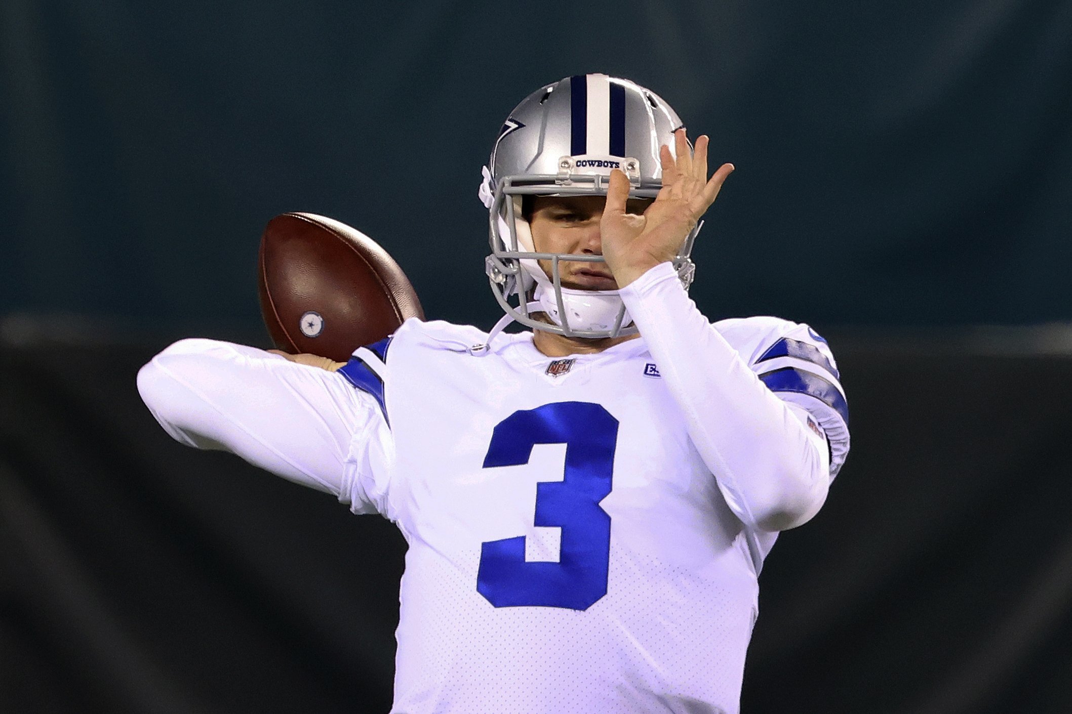 Gilbert sería el quarterback de inicio de Cowboys | AP News