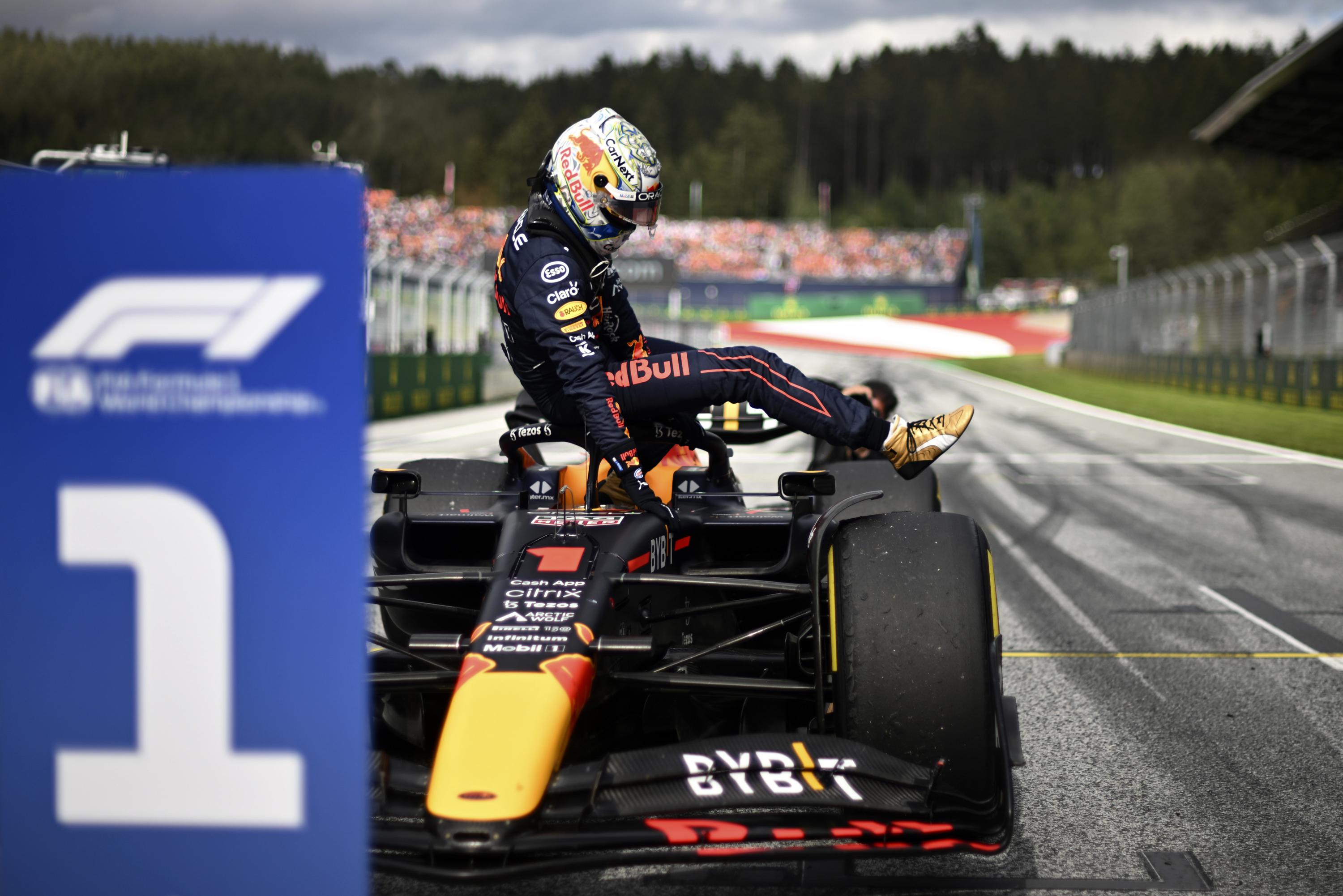 Verstappen gana cómodamente carrera sprint en GP de Austria | AP News