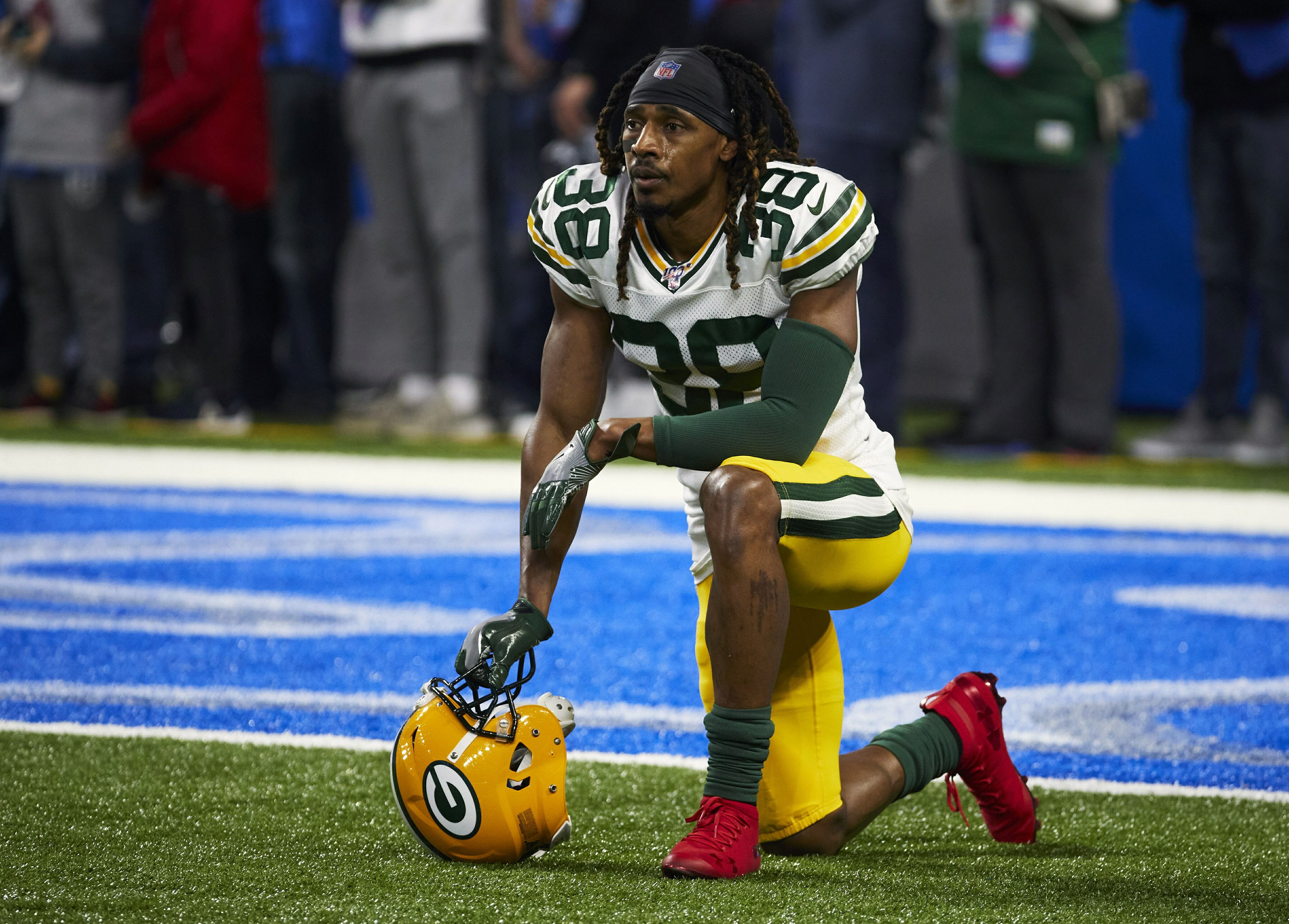 Veteran cornerback Tramon Williams indicates he's retiring | AP News
