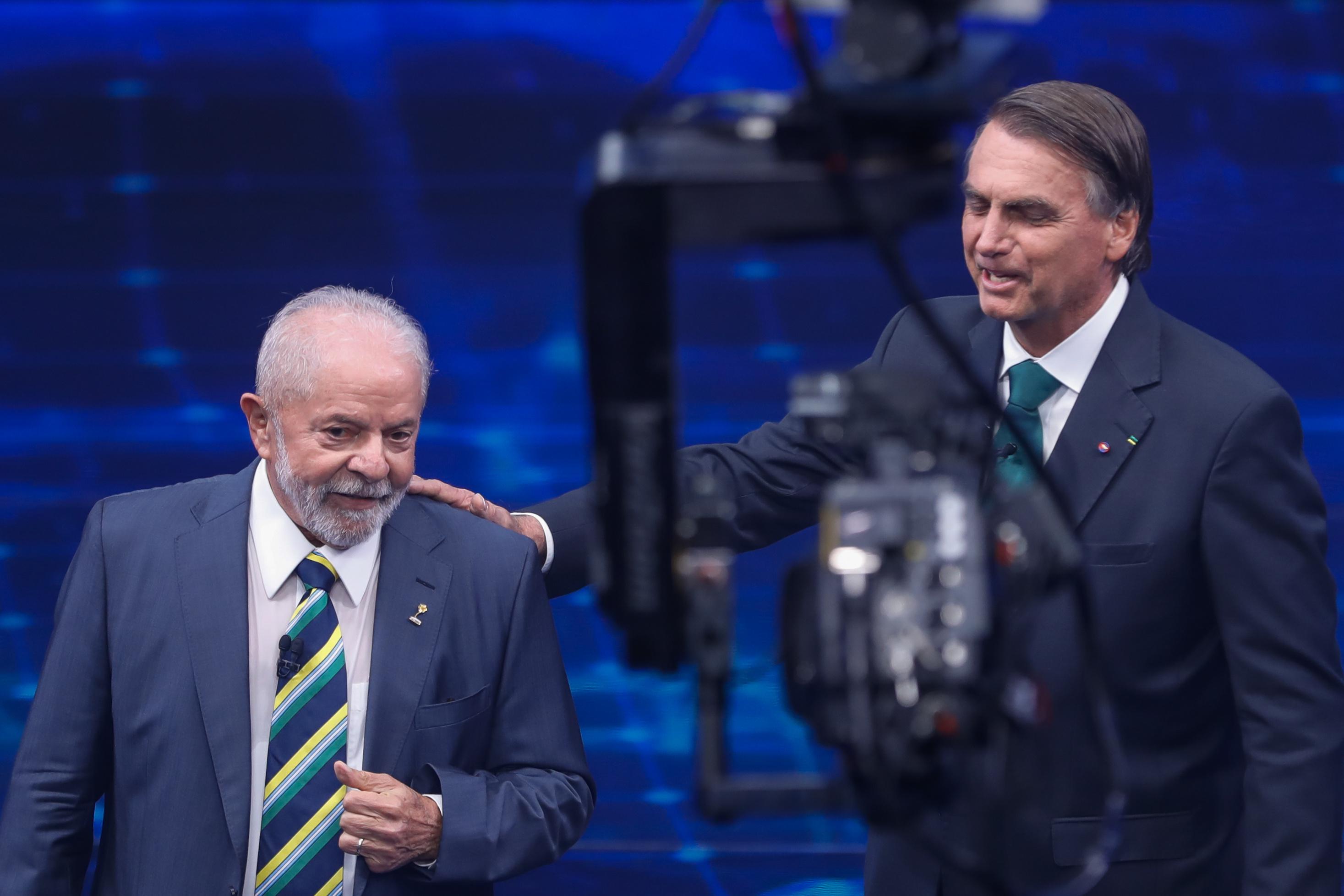 Brazil s Da Silva Bolsonaro Clash In 1st One on one Debate AP News