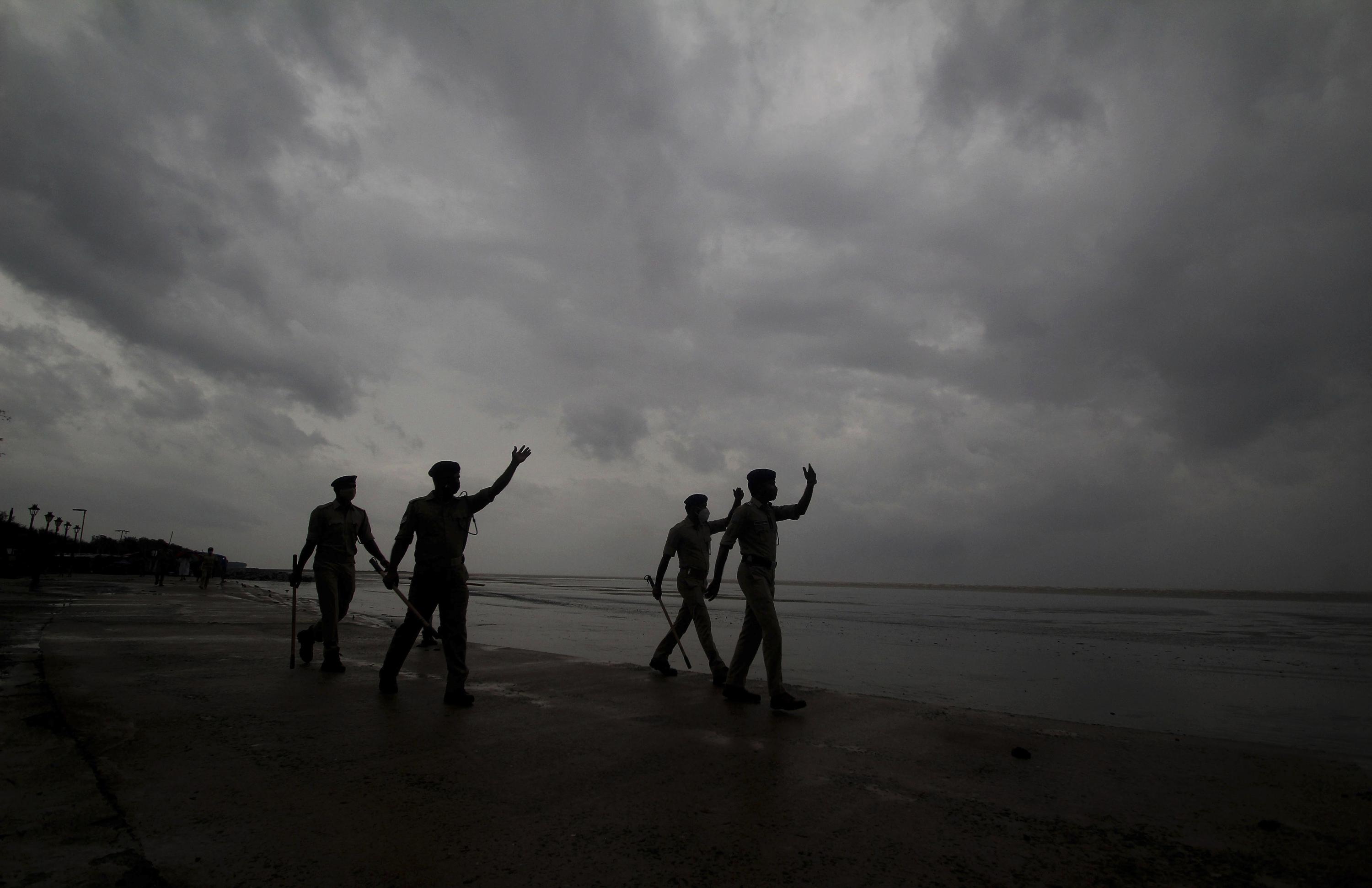Thousands Evacuated In India As Strong Cyclone Approaches Ap News