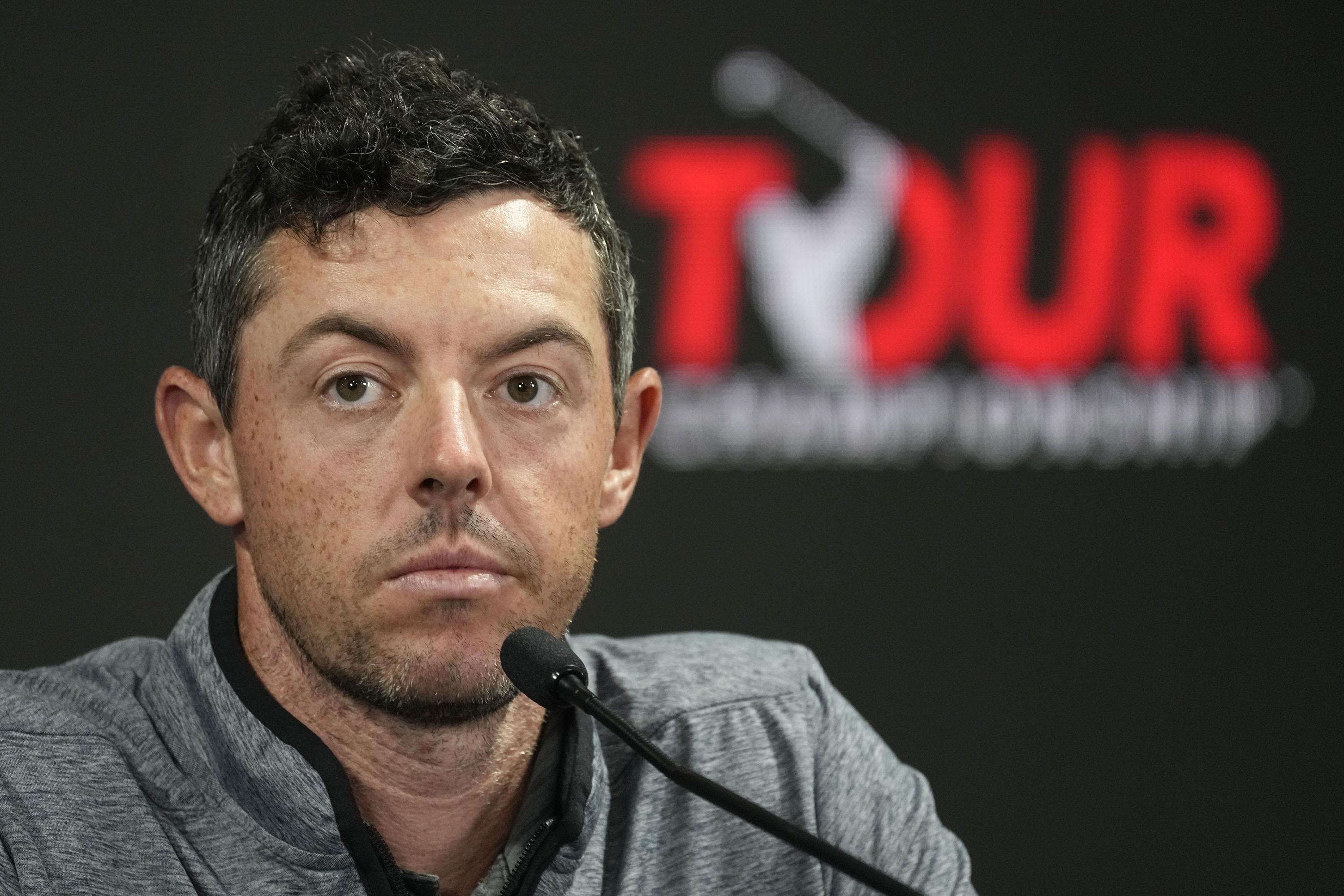 Woods, McIlroy behind tech-infused golf league in TV venture | AP News