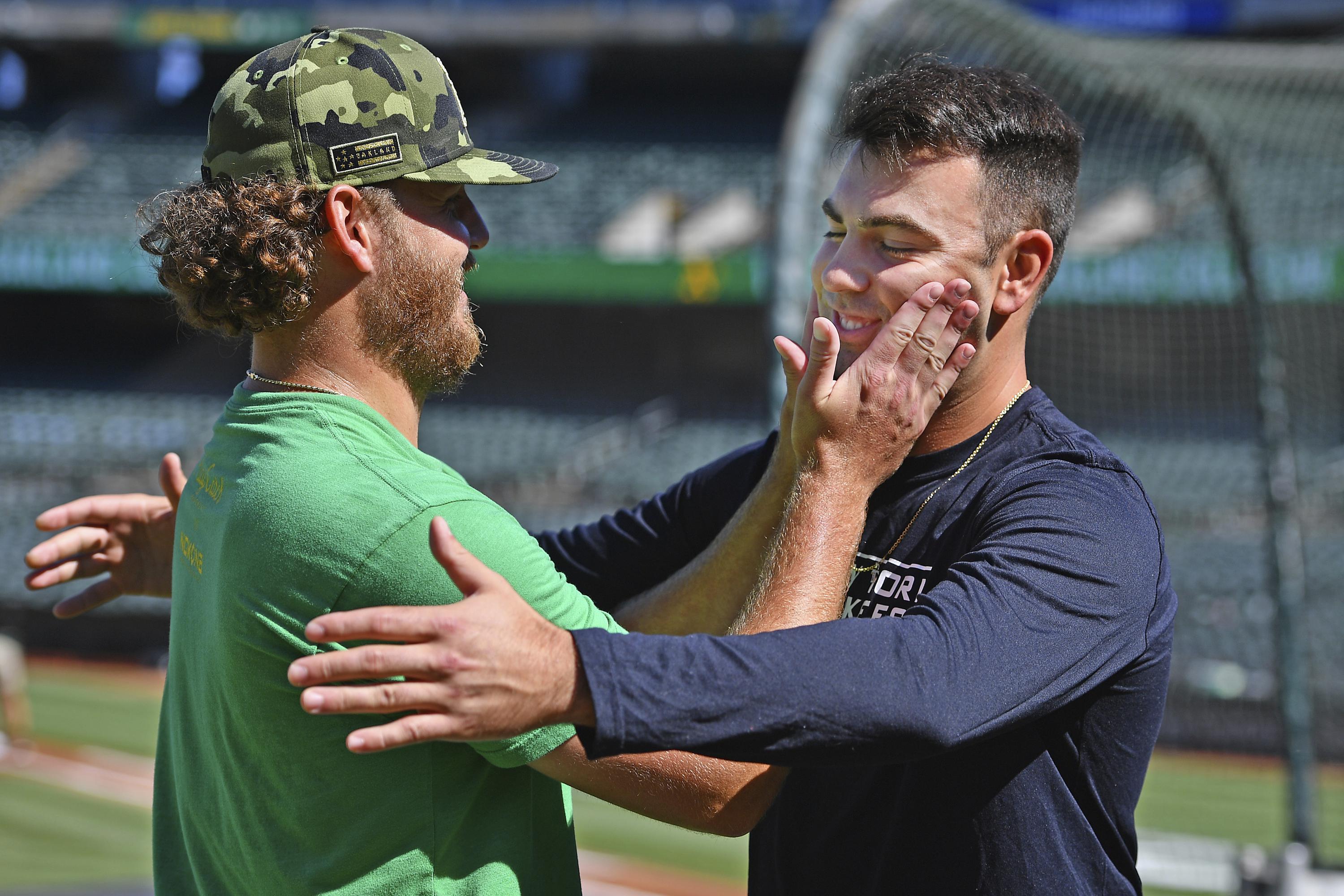 Yankees reliever Trivino warms up in wrong jersey, changes | AP News