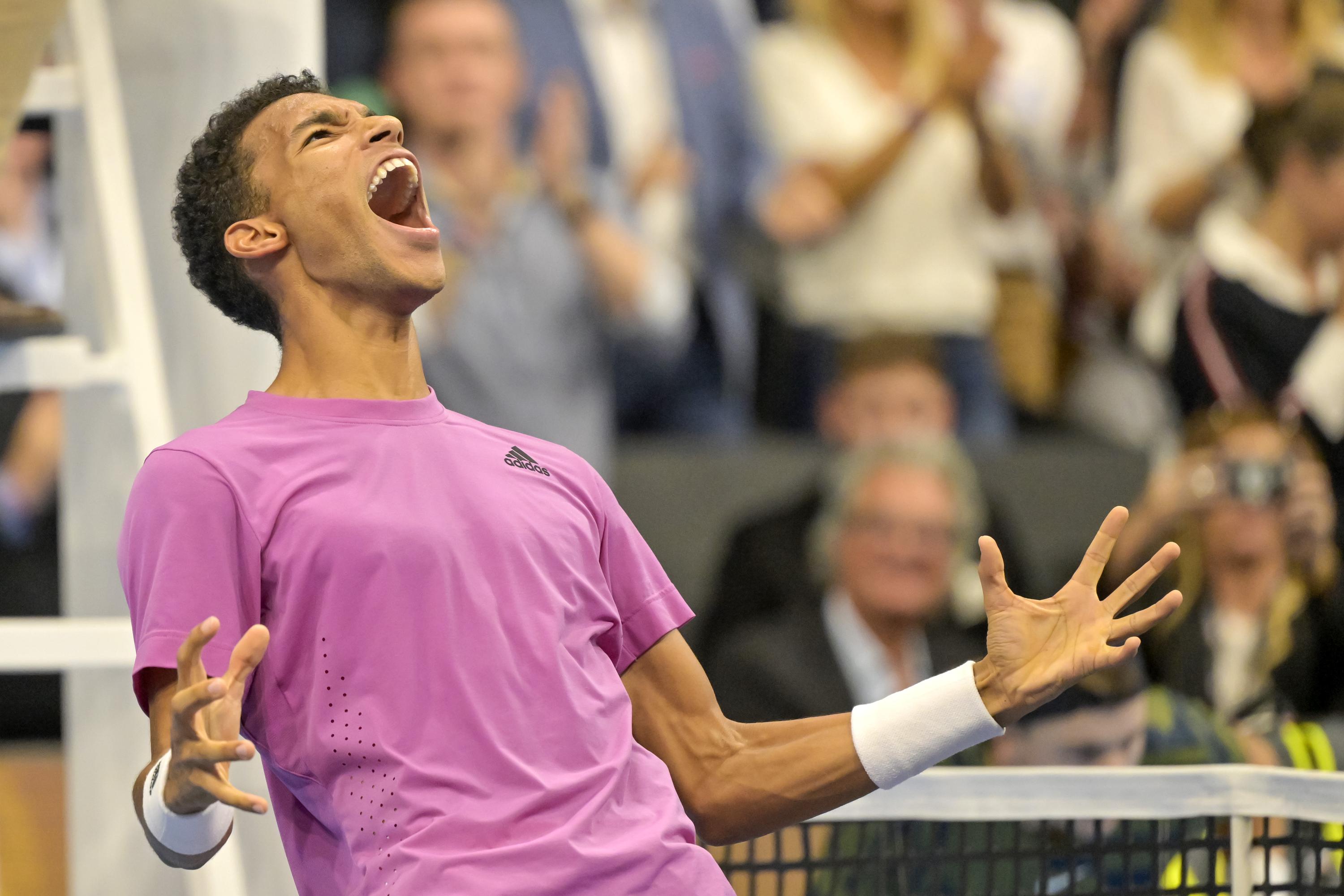 Auger-Aliassime wins Swiss Indoors for 3rd title in October | AP News
